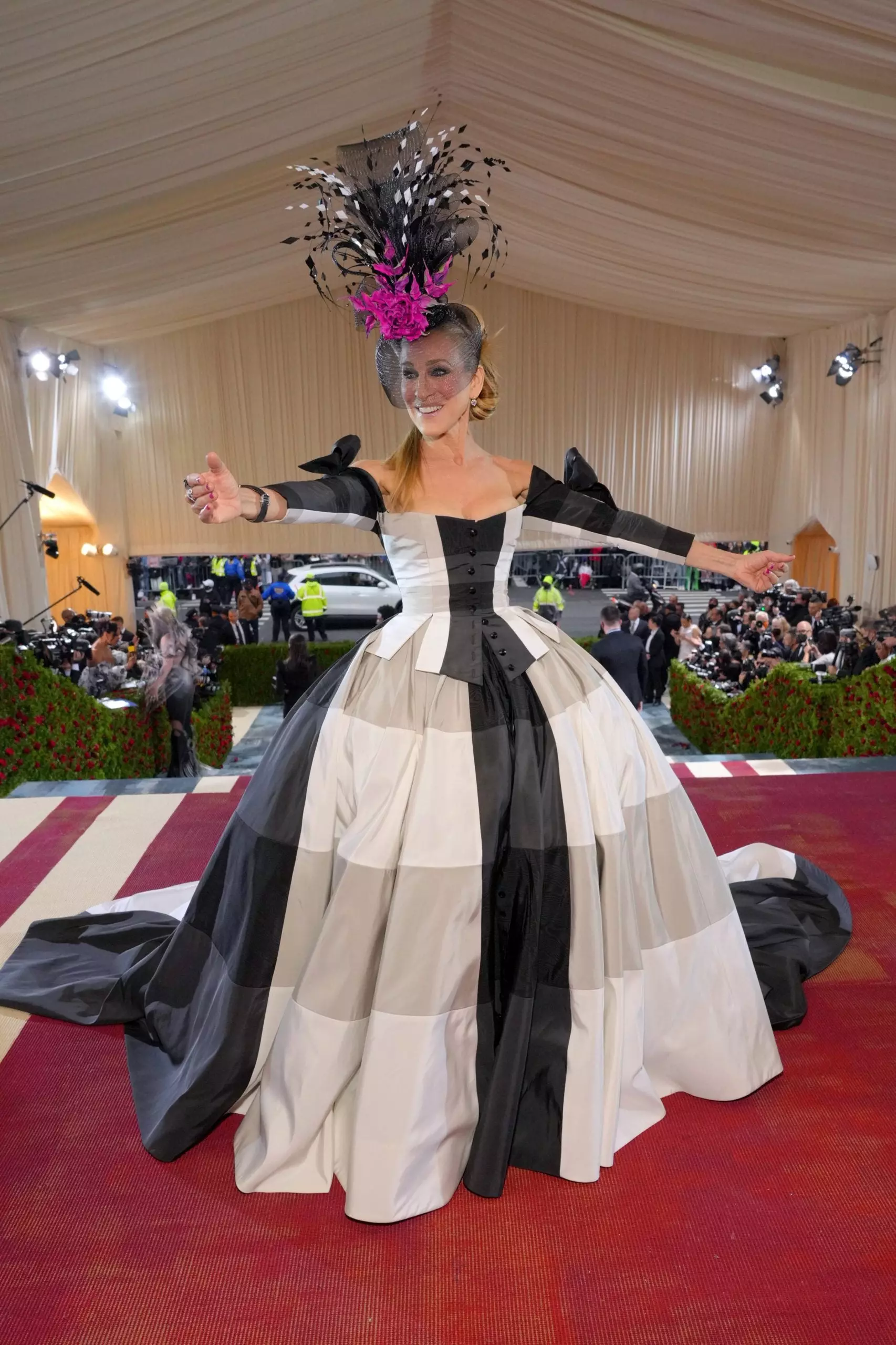 Christopher John Rogers Yambaye Sarah Jessica Parker Kuri 2022 Met Gala