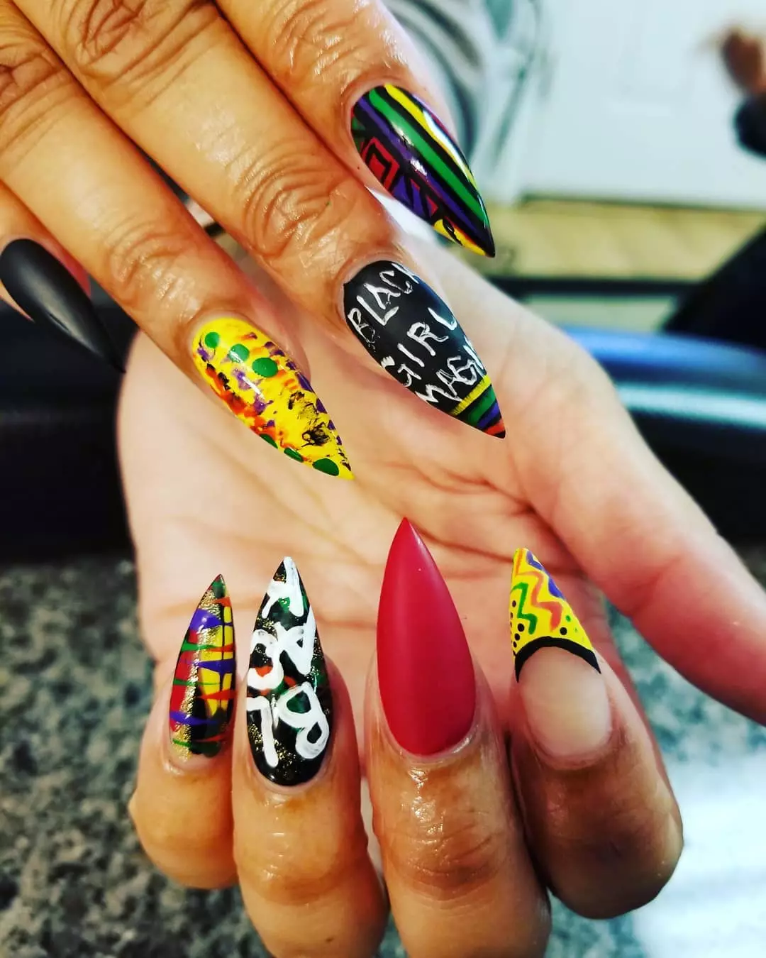 Bu Afrika Baskısından Esinlenen Nail Art Anavatan Ruhunu Yakalıyor 10485_11