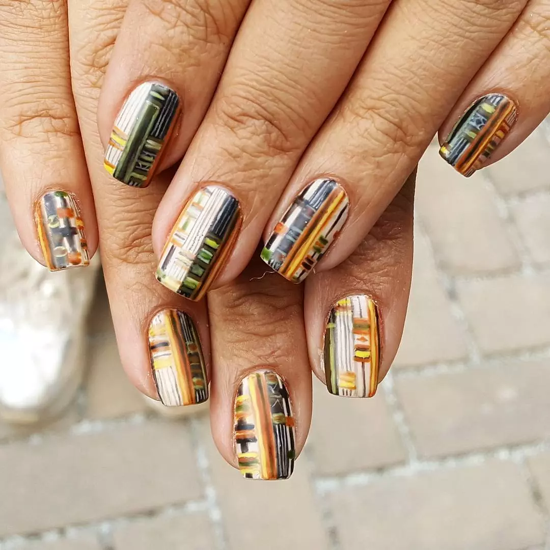 Bu Afrika Baskısından Esinlenen Nail Art Anavatan Ruhunu Yakalıyor 10485_6