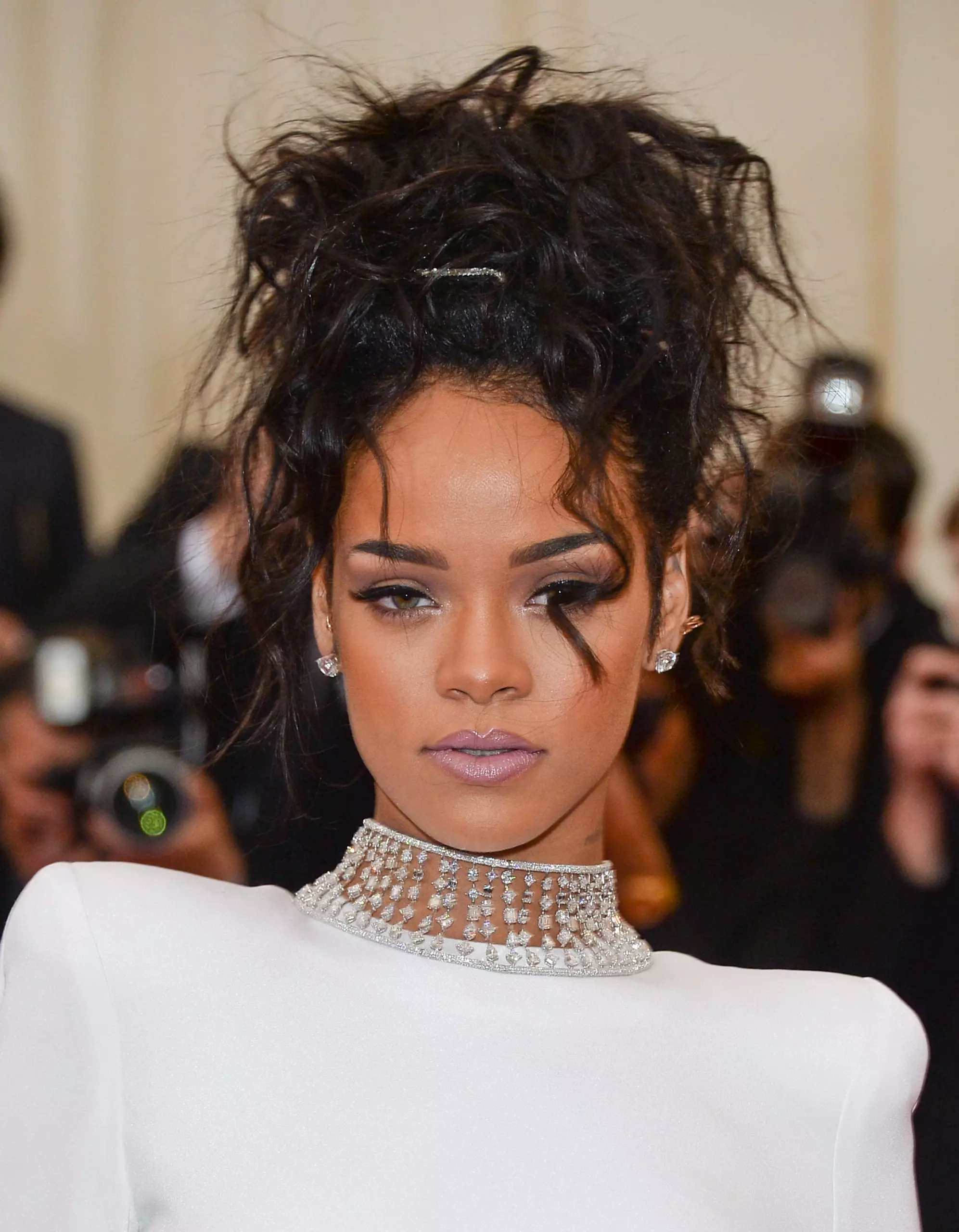 Obi ụtọ ụbọchị ọmụmụ Rihanna! Ị bụbu ebumnuche ịma mma mgbe niile 11147_13