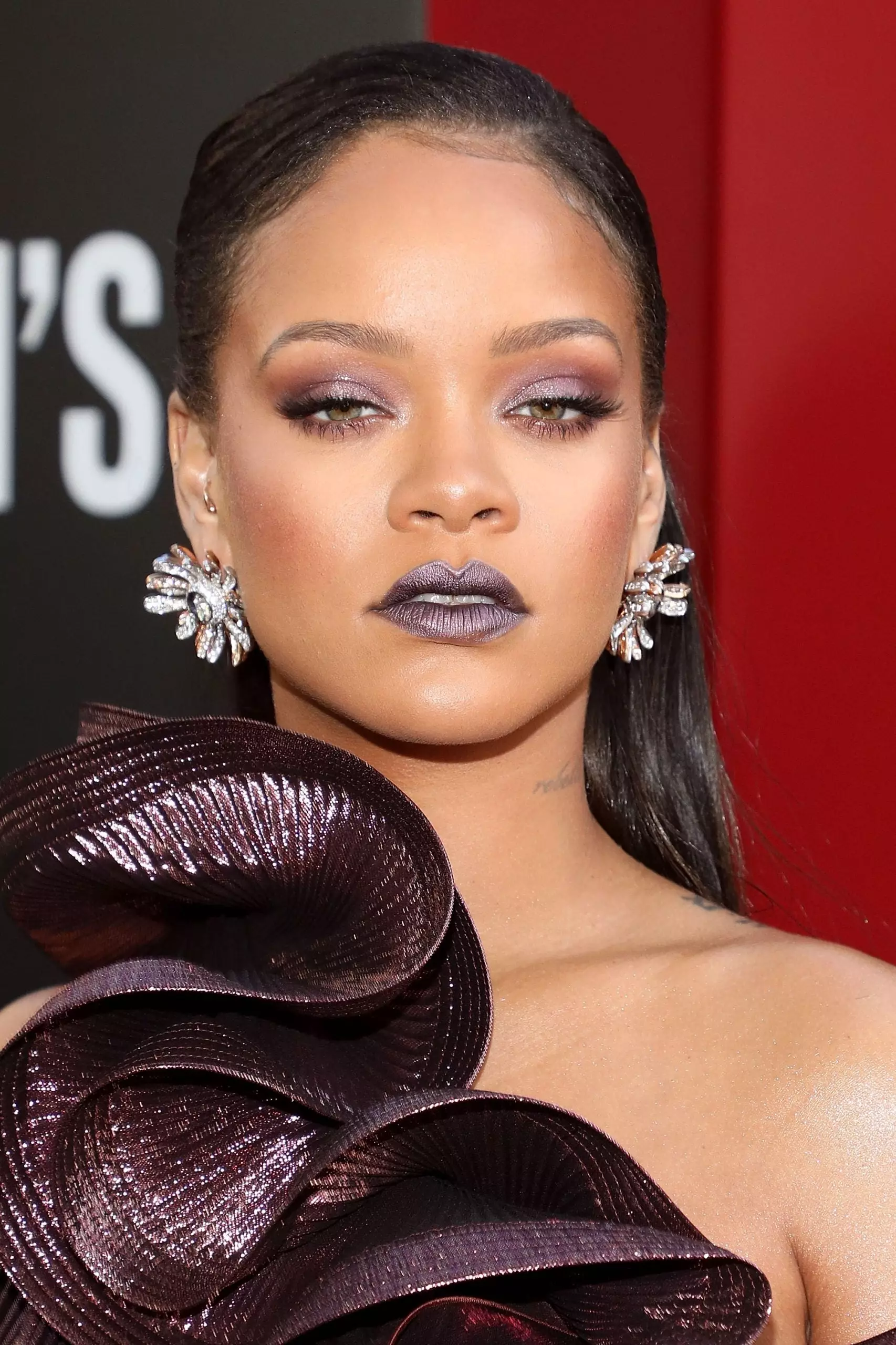 Obi ụtọ ụbọchị ọmụmụ Rihanna! Ị bụbu ebumnuche ịma mma mgbe niile 11147_24