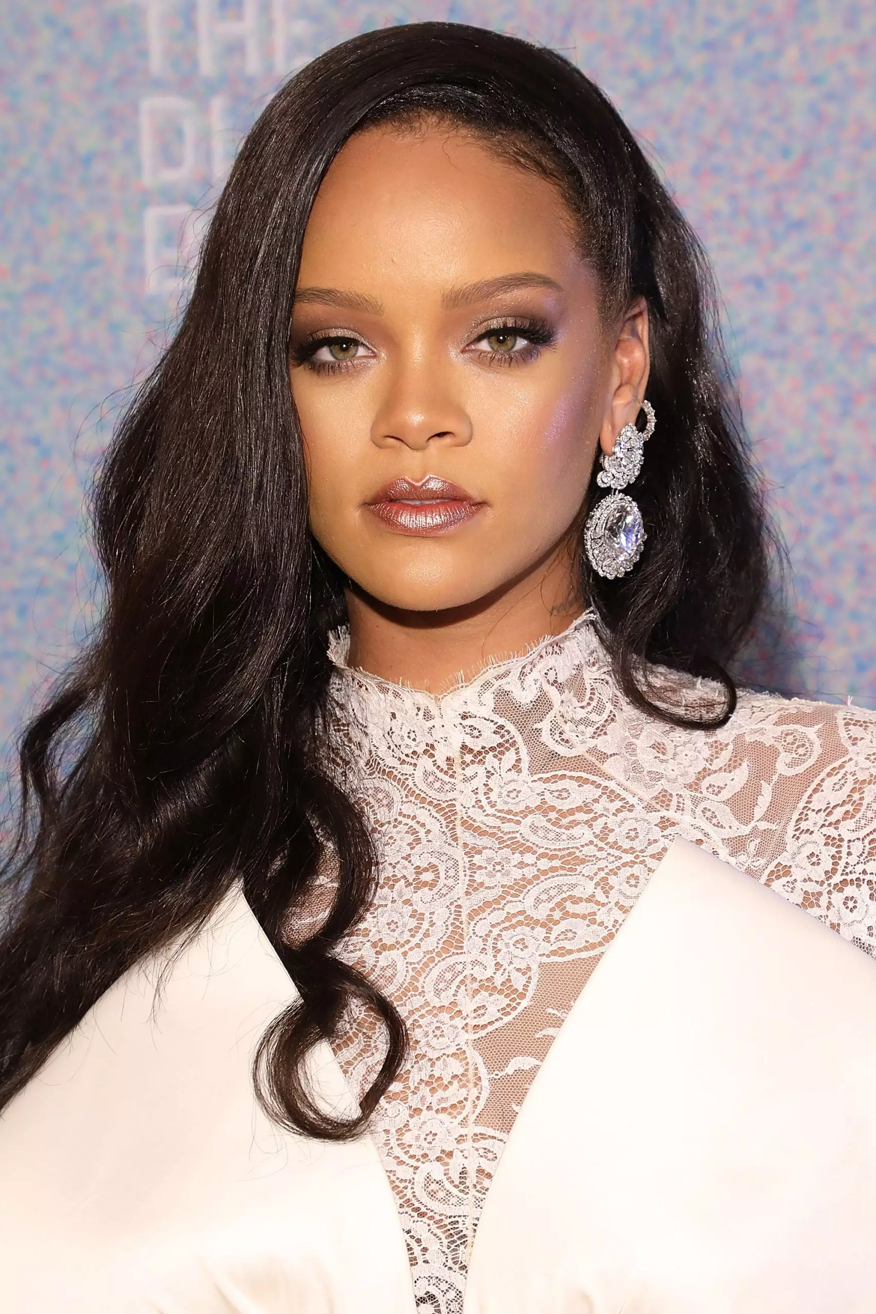 Obi ụtọ ụbọchị ọmụmụ Rihanna! Ị bụbu ebumnuche ịma mma mgbe niile 11147_25