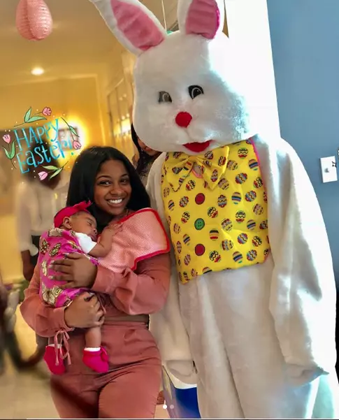 Toya Wright'ın Kızları Reginae Ve Reign'in Sevimli Fotoğrafları 11222_8