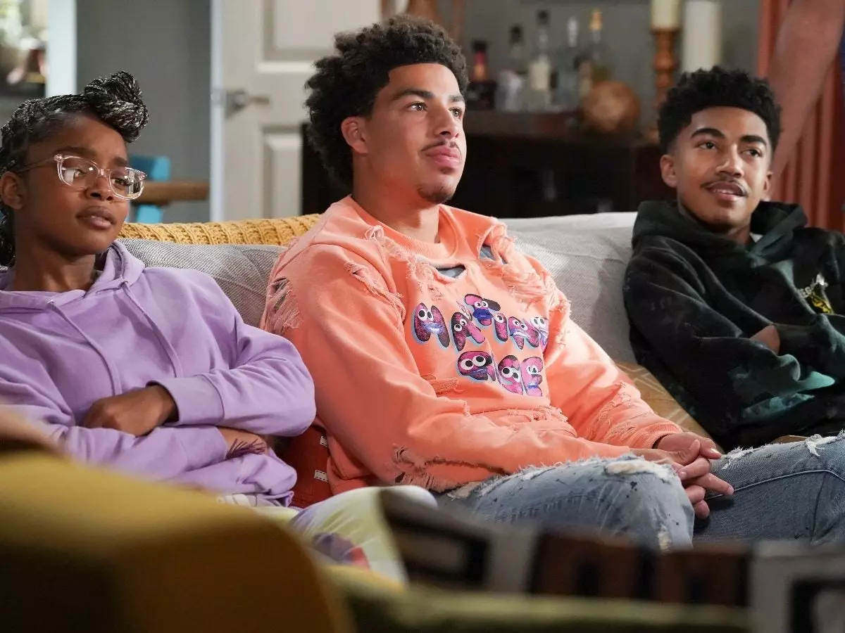 Raad eens welke 'Black-ish'-acteur zich bij de cast van 'Grown-ish' voegt