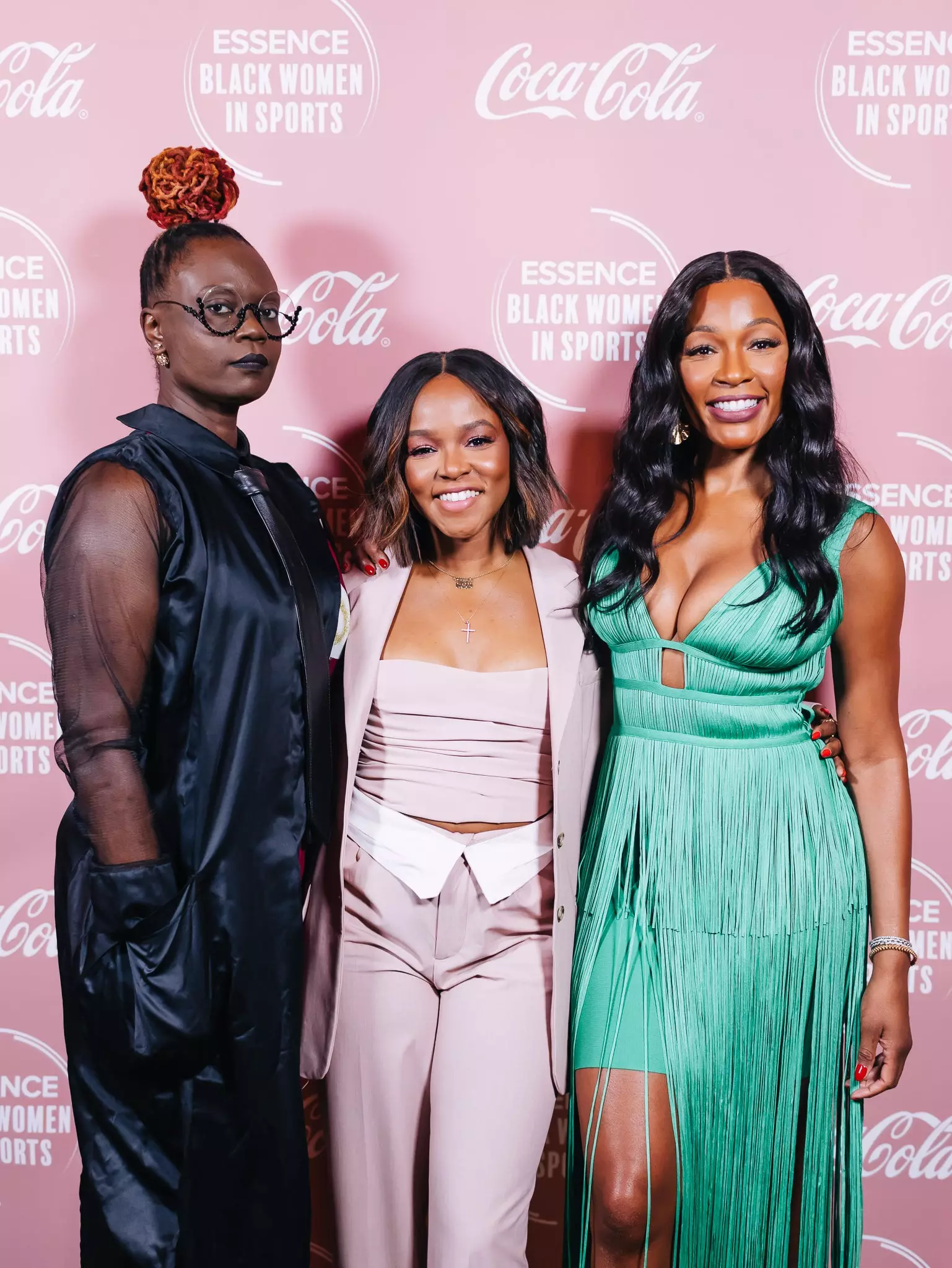 Az ESSENCE fekete nők a sportban Honors Cari bajnok, Jemele Hill és az Off The Field Players Wives Association 1167_16