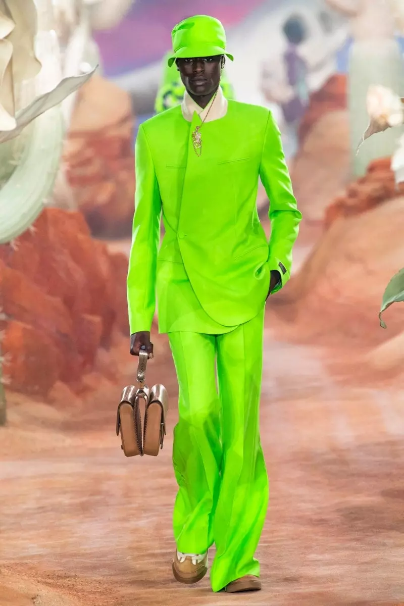 Dior esittelee kevään 2022 miesten mallistonsa Cactus Jack Travis Scottin kanssa