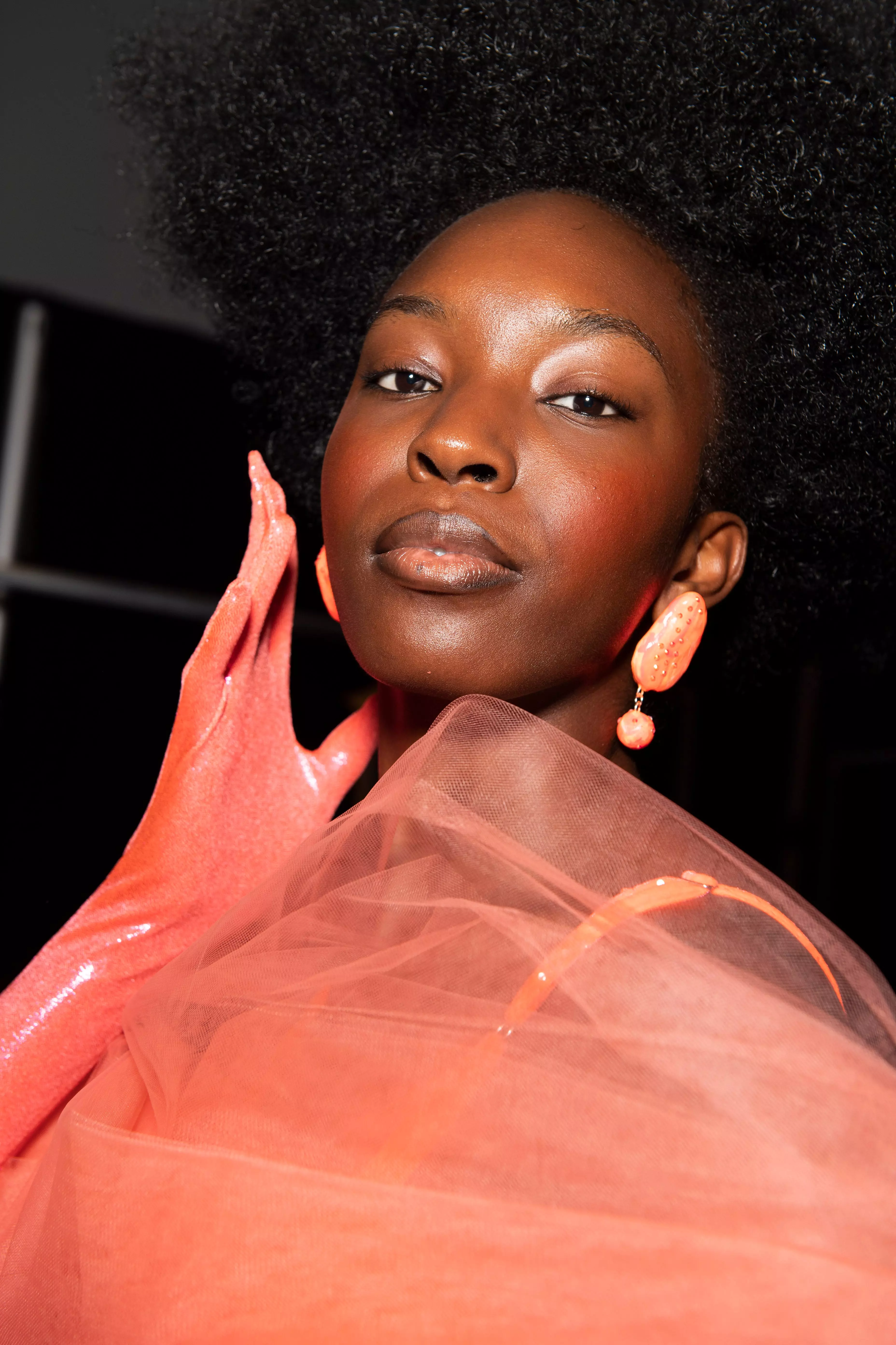 NYFW: A Look Inside The Christopher John Rogers Vor/Sumar 2020 Show 11709_10