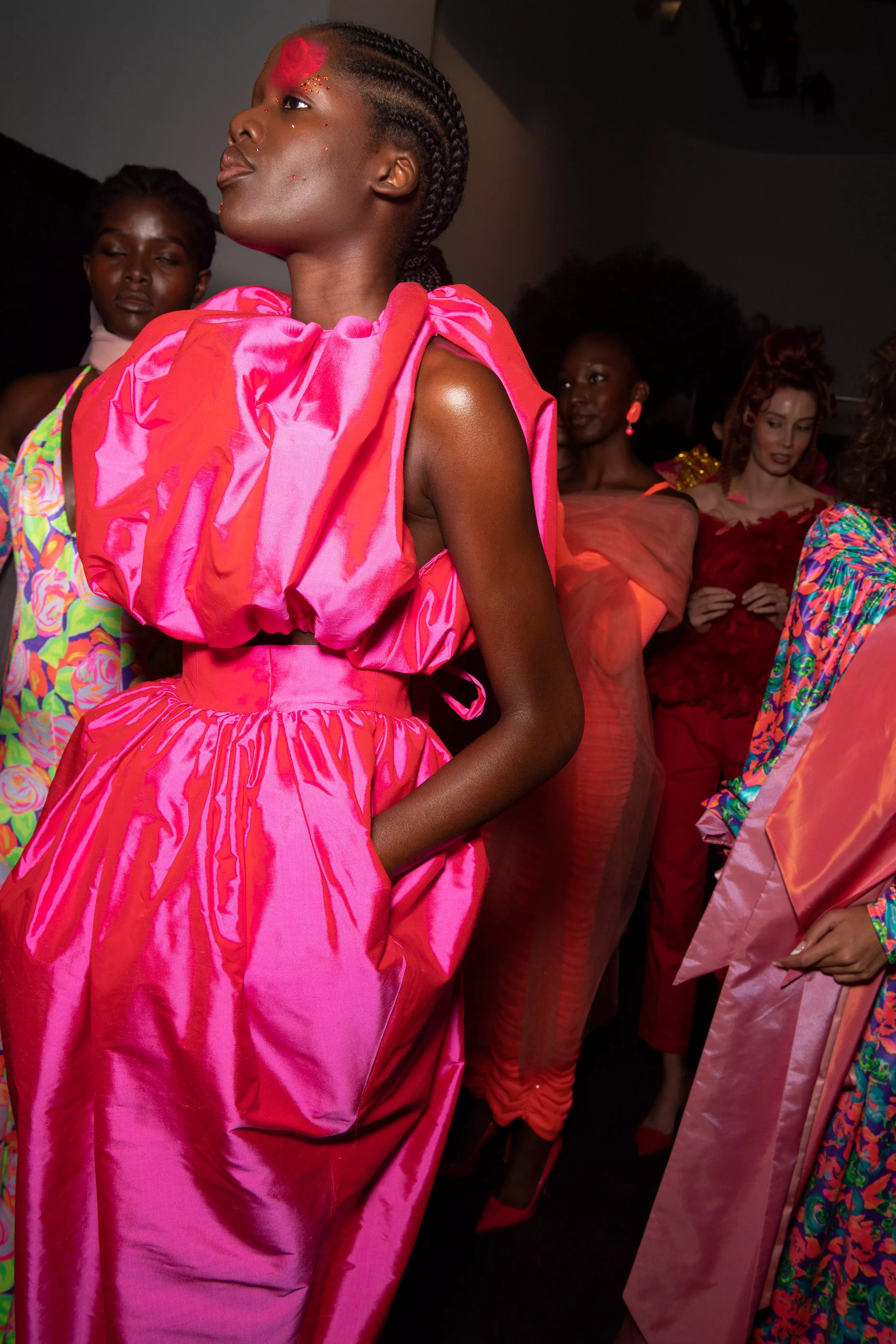 NYFW: A Look Inside The Christopher John Rogers Vor/Sumar 2020 Show 11709_8