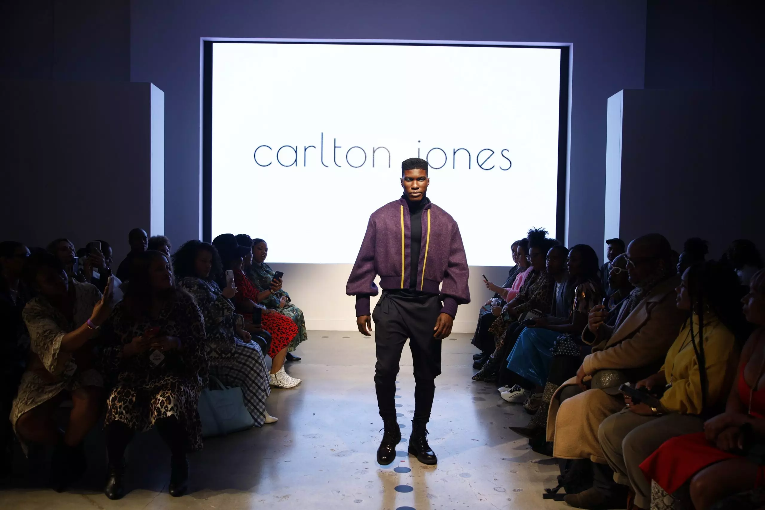 Carlton Jones debuterer med sin første efterårs-/vinterkollektion på ESSENCE Fashion House 11876_5