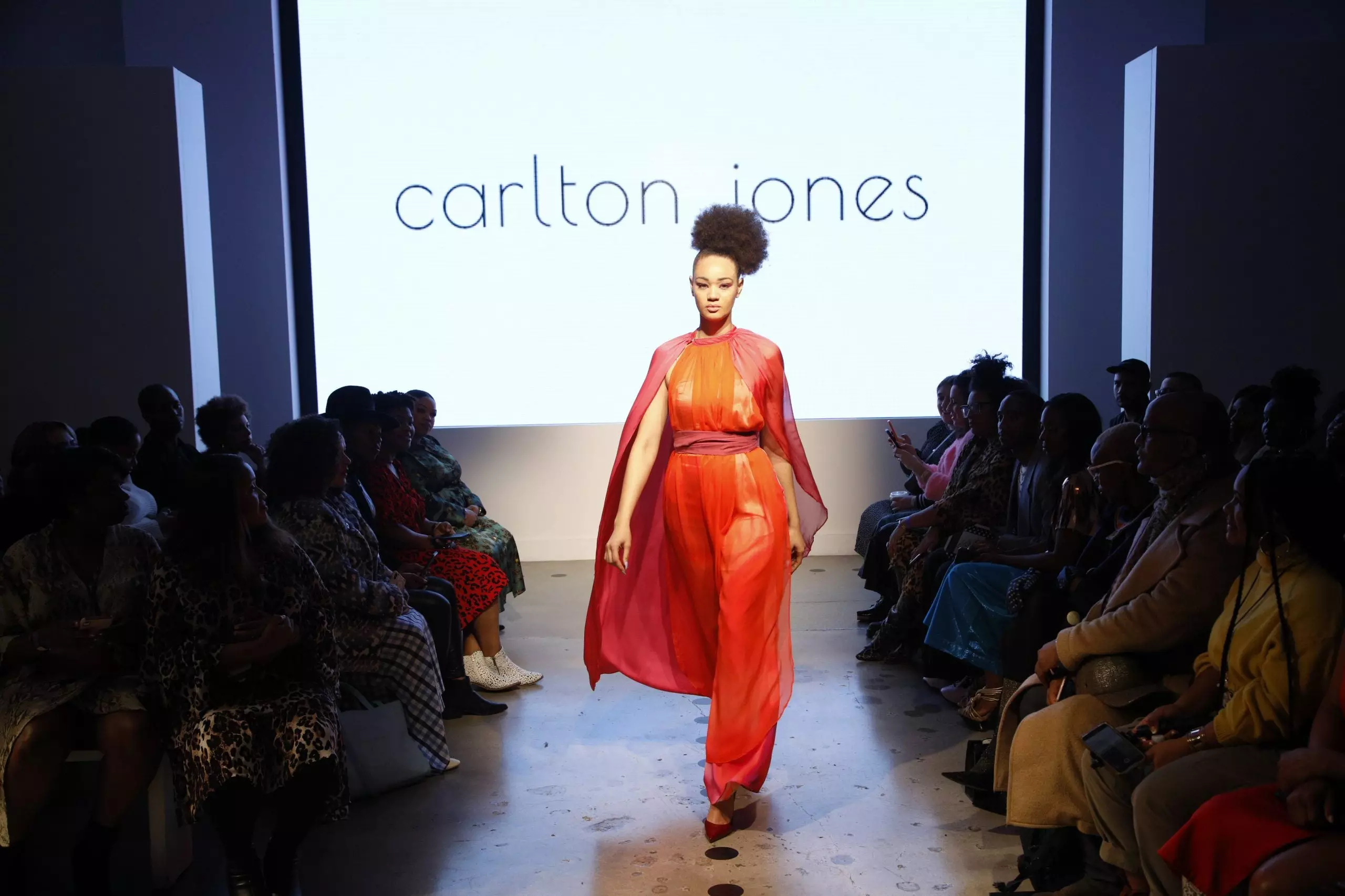 Carlton Jones Memperkenalkan Koleksi Musim Gugur/Musim Sejuk Pertamanya Di ESSENCE Fashion House 11876_6