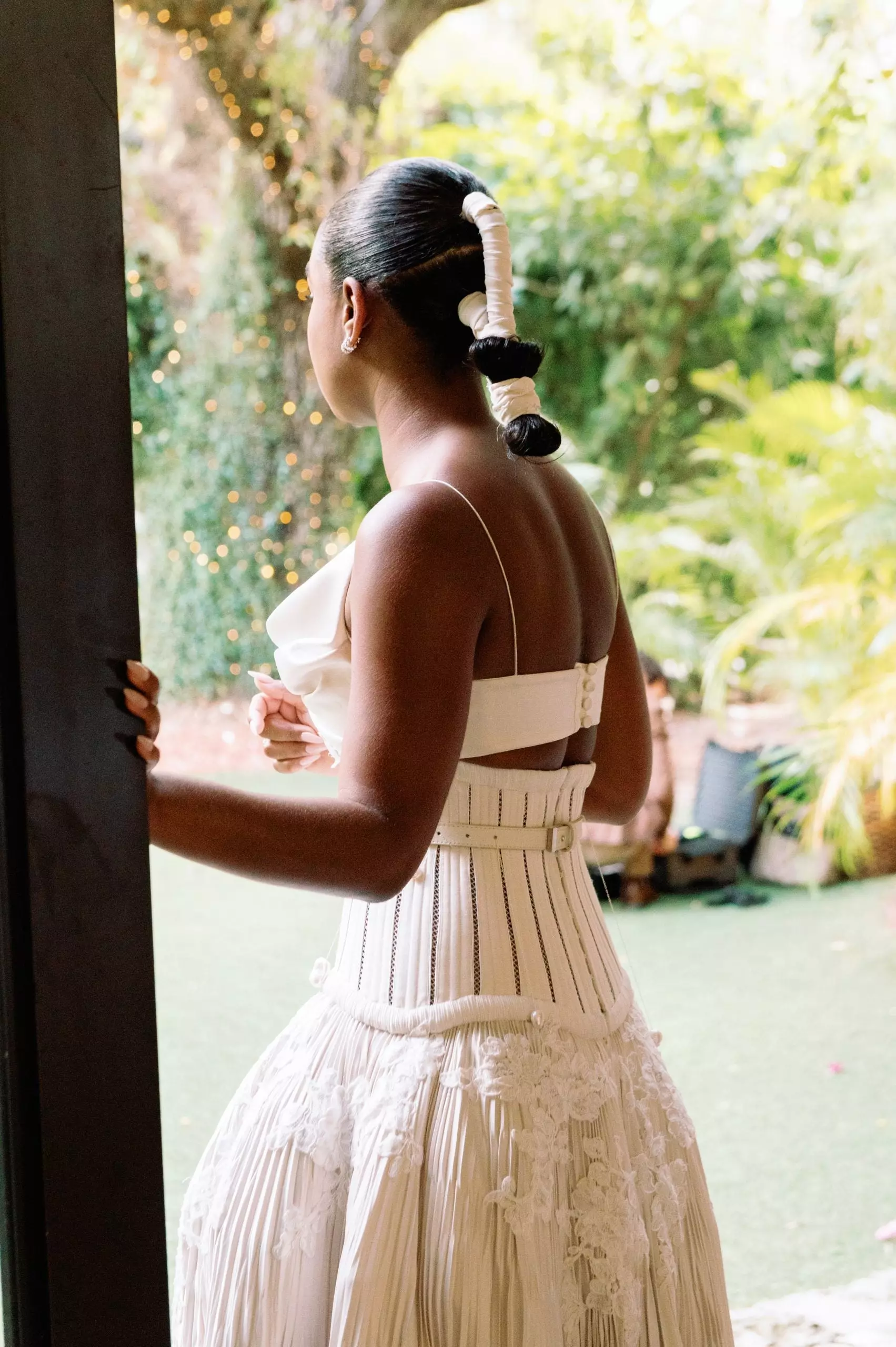 Нетрадиционалниот венчален фустан на Телша Андерсон-Бун треба да биде на вашата табла за расположение