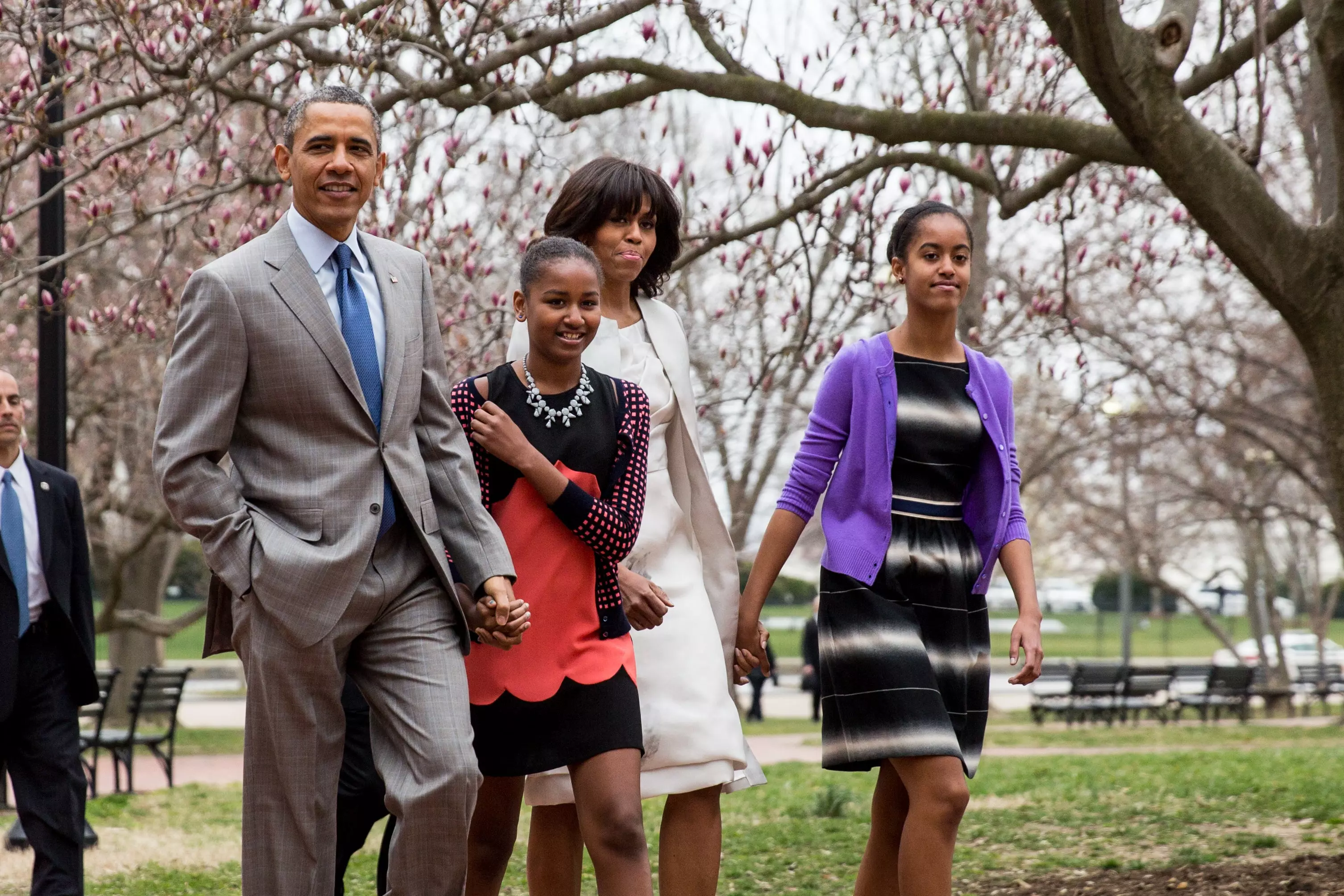 Phong cách Sasha và Malia Obama qua nhiều năm 12627_13