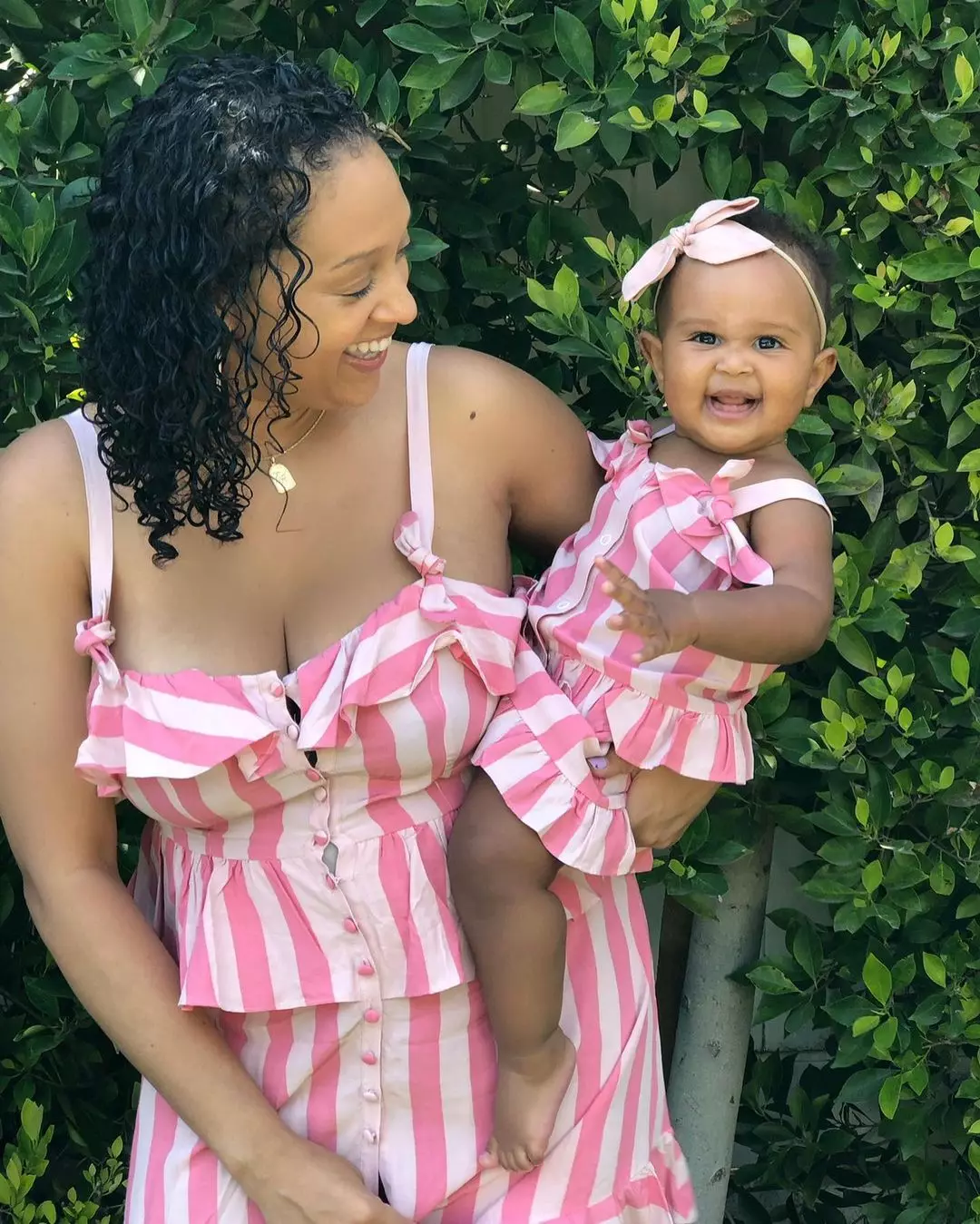 Anak-Anak Perempuan Tia Mowry dan Gabrielle Union Mempunyai Tarikh Main Paling Comel 12702_5