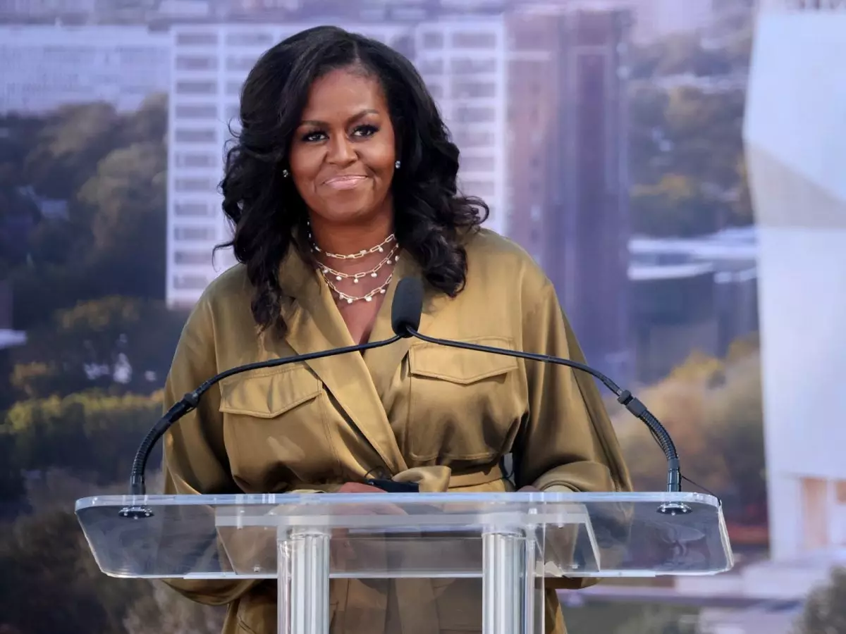 Michelle Obama kunngjør ny bok