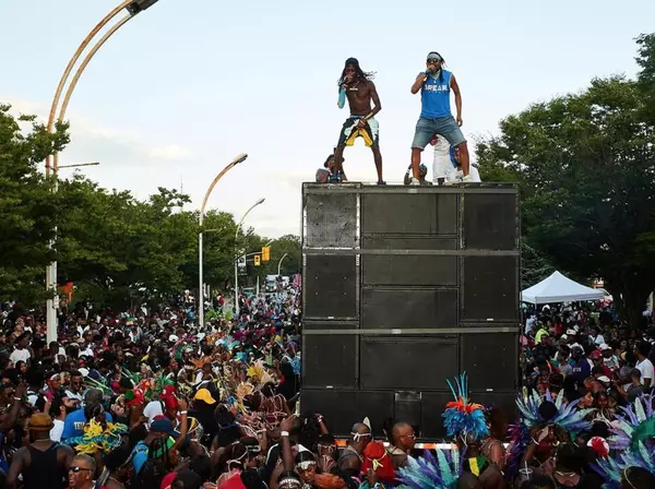 Donu Ĝin Al Dem! 19 Times Toronto's Caribana Gave Us Carnival Fever 14064_11