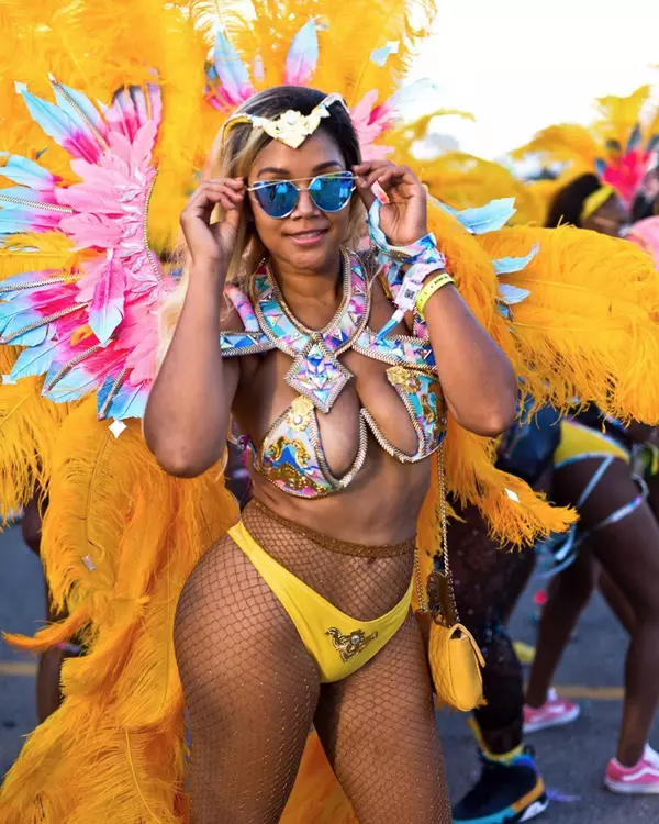 Tabhair don Dem é! 19 Times Thug Caribana Toronto Fiabhras Carnabhail dúinn 14064_2