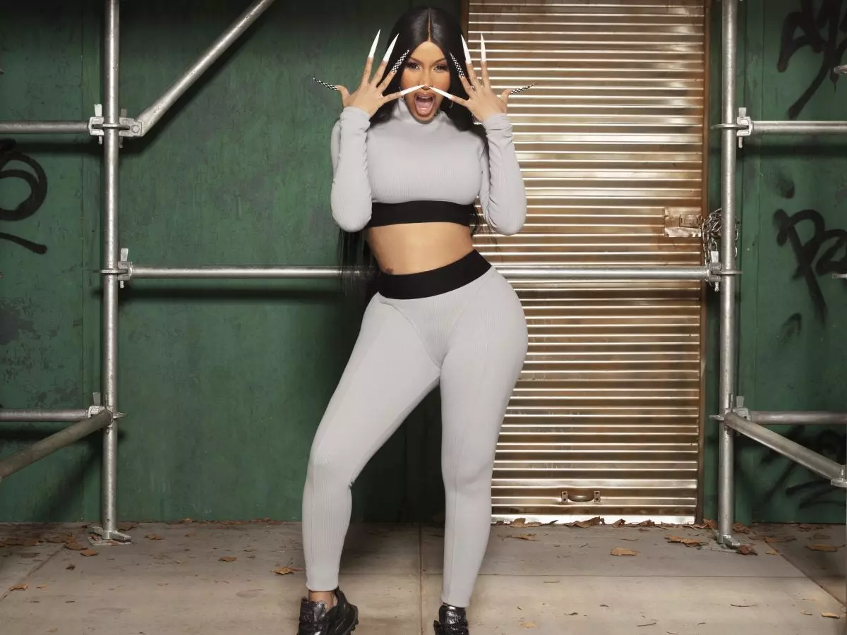 Cardi B un Ņujorkas pilsēta iedvesmoja Reebok jaunāko kolekciju