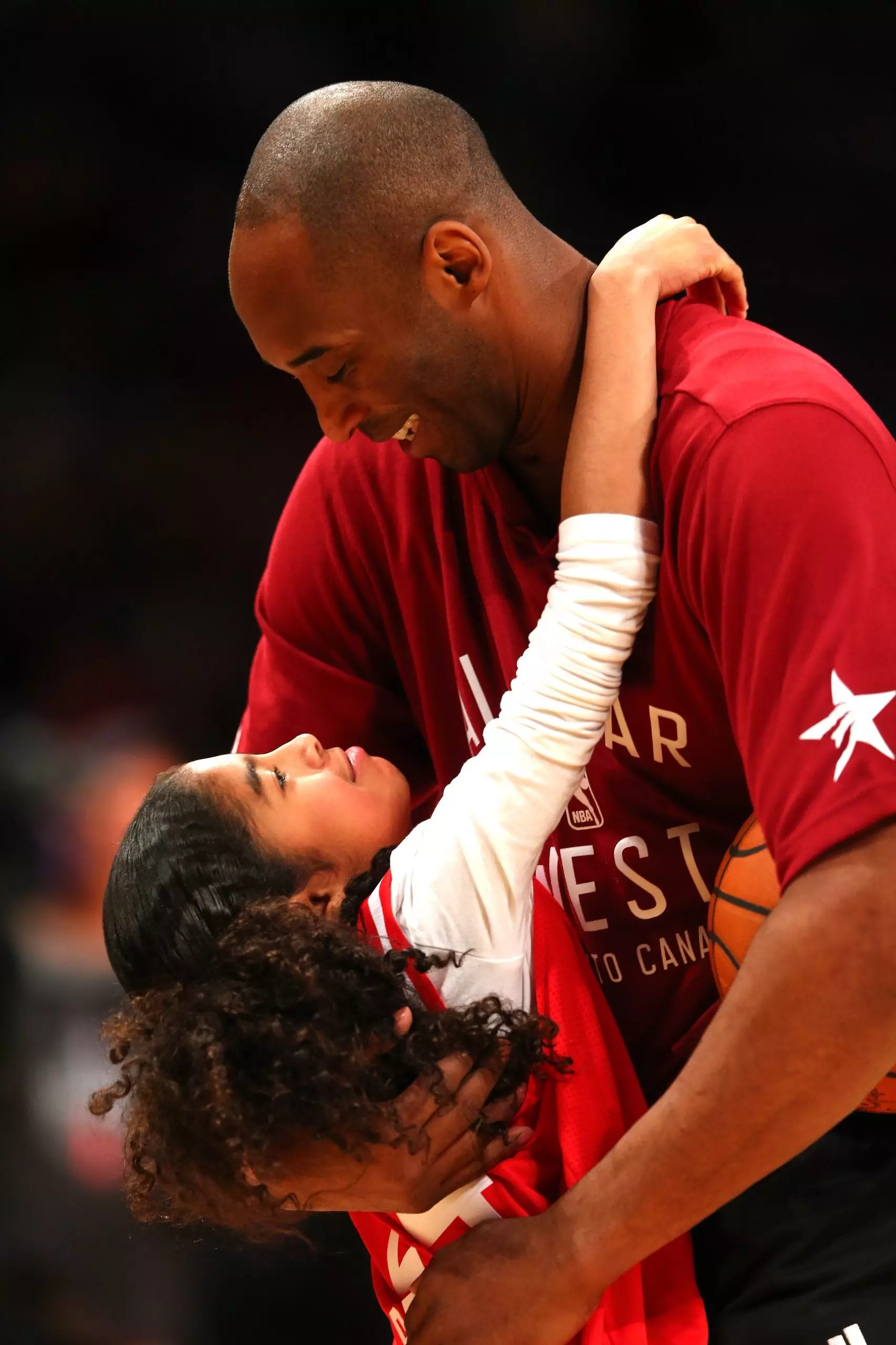 24 fotos de Kobe Bryant, el padre y hombre de familia 14692_12