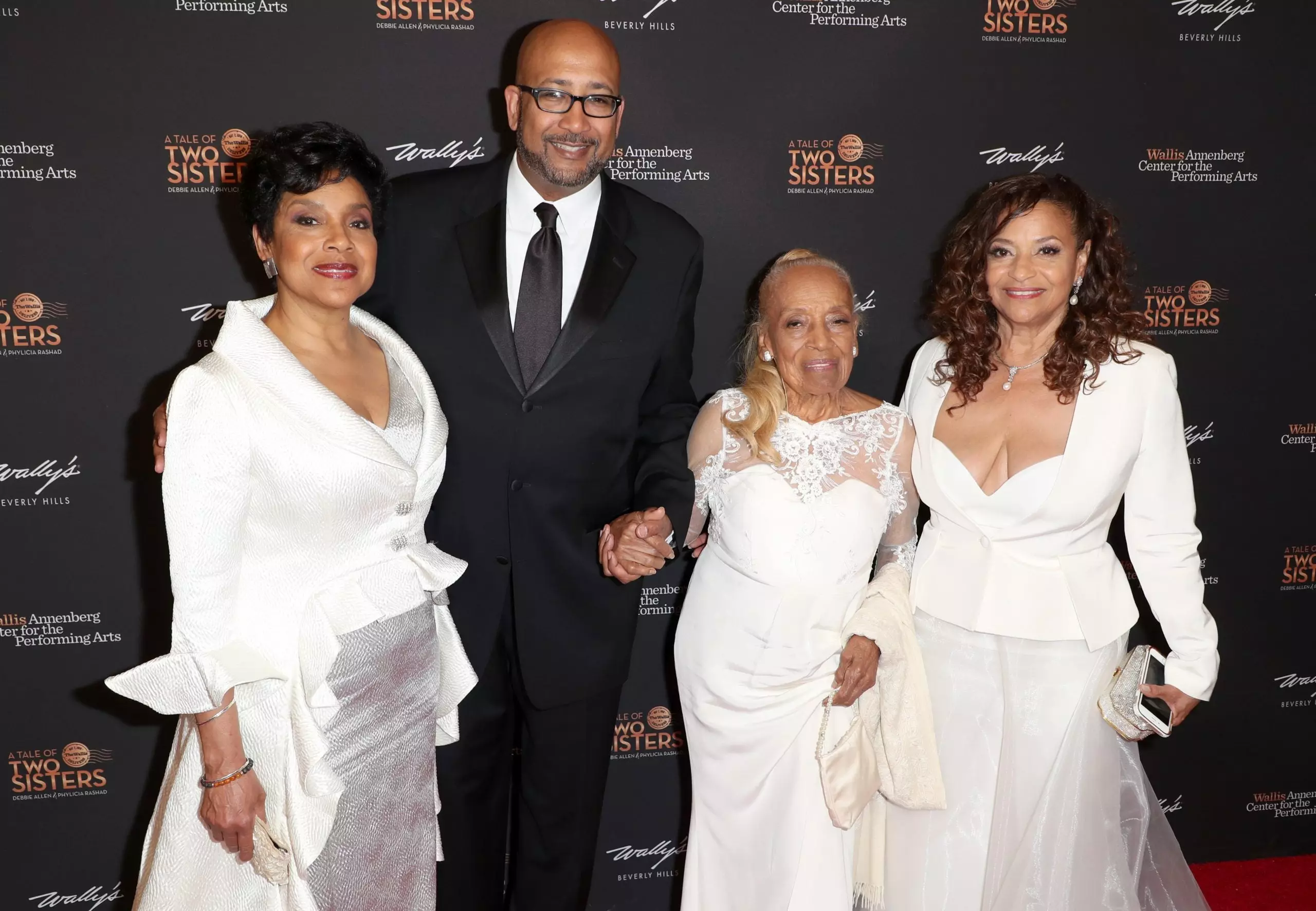 O Debbie Allen ma Phylicia Rashad na lafoa'i ma'a'a ile taimi ole tausaga fou