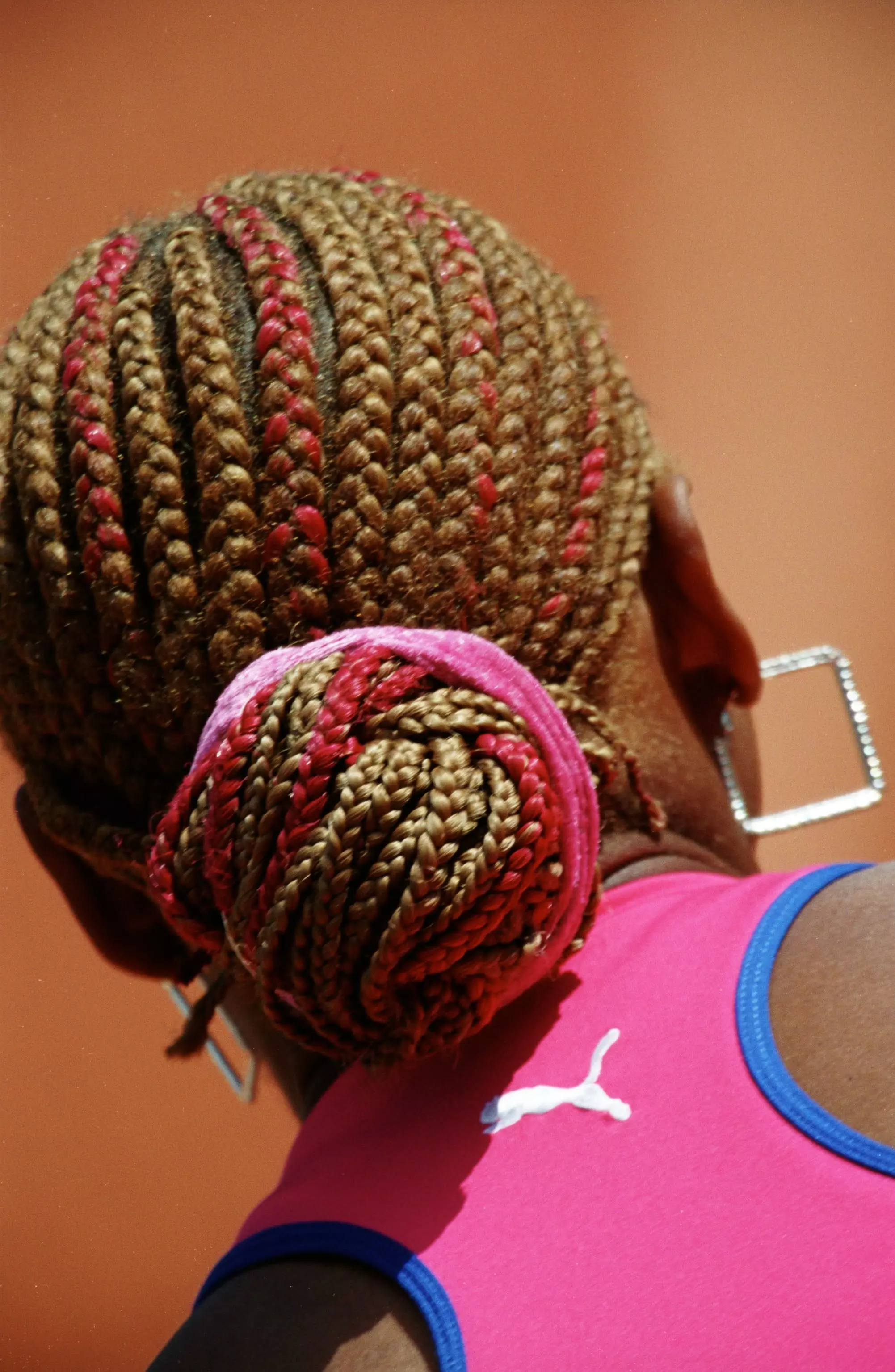 Serena Williams su savo vienerių metų dukra dalijasi plaukų pynimo tradicija 16646_3
