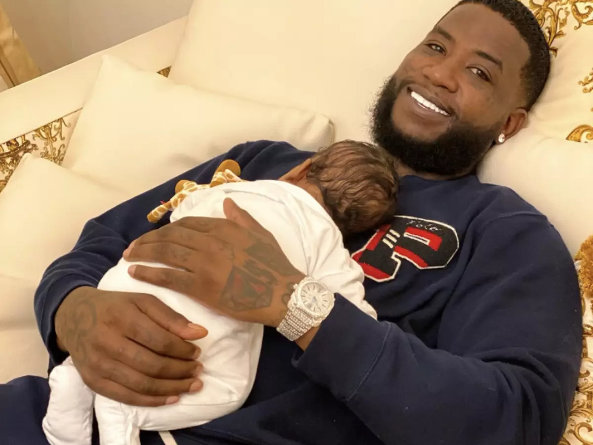 Gucci Mane comemora seu aniversário com uma foto preciosa de seu filho Ice