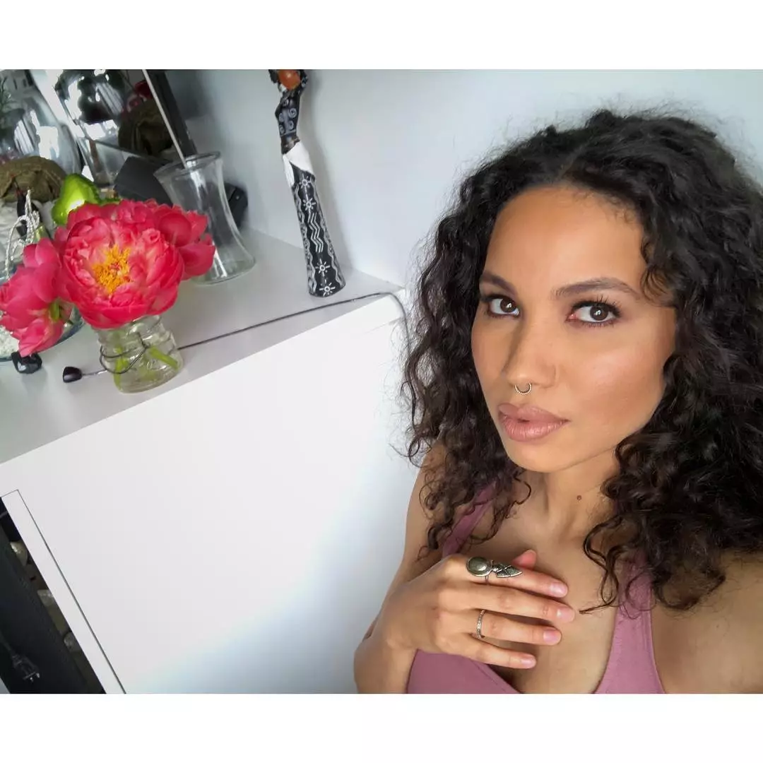 Jurnee Smollett est le béguin beauté dont nous ne pouvons pas nous lasser 1782_4