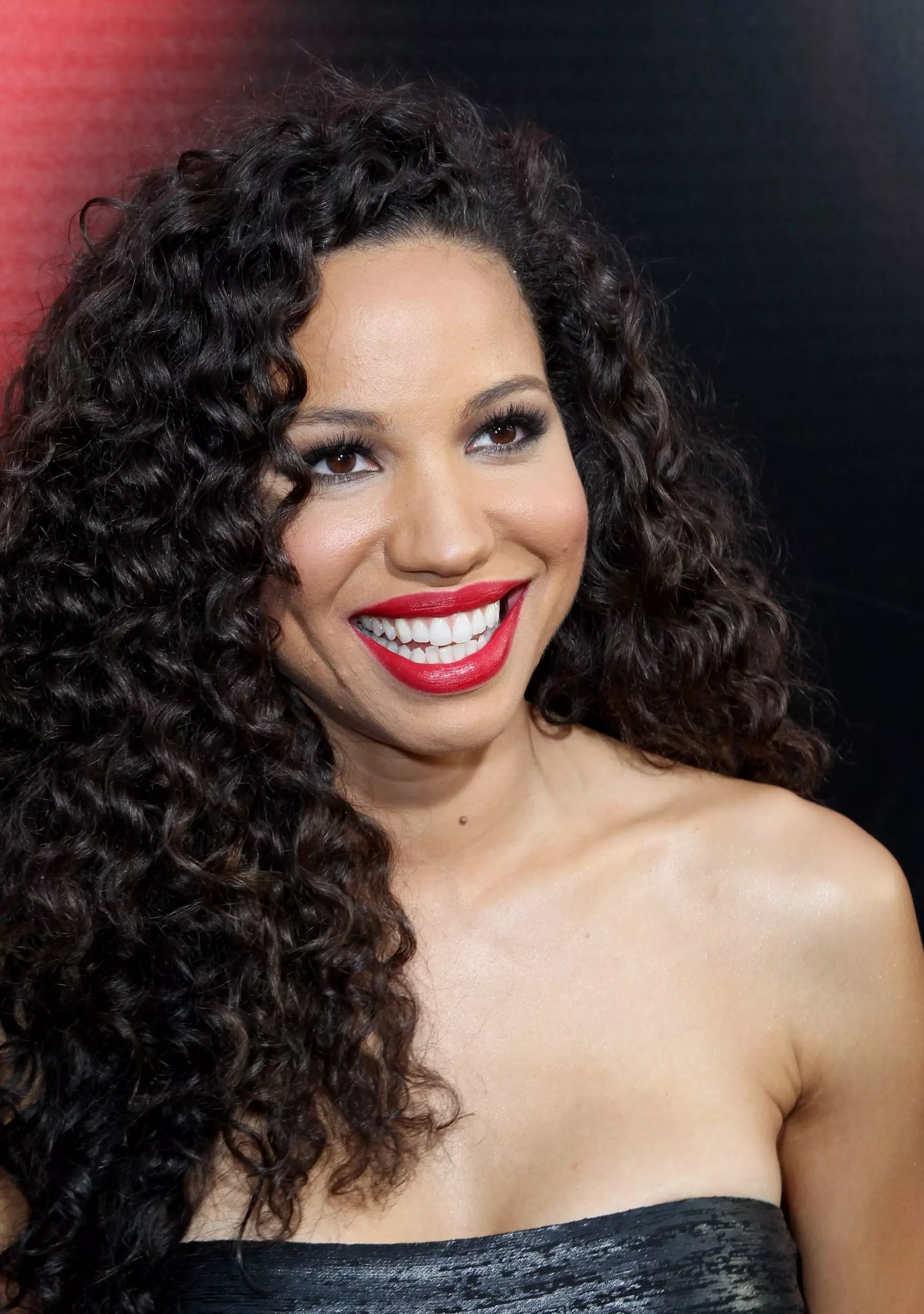 Jurnee Smollett เป็นสาวงามที่เราไม่สามารถหาได้เพียงพอ 1782_6