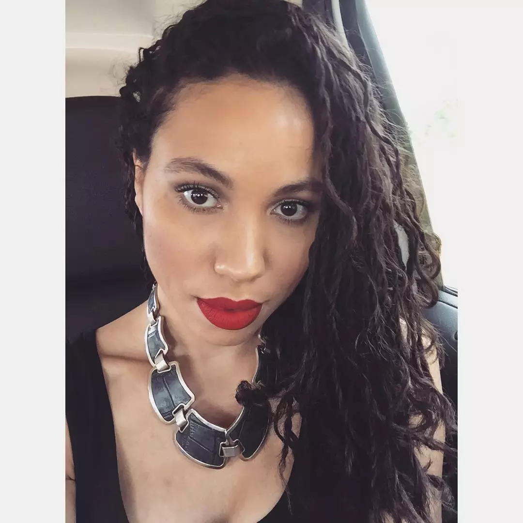 Jurnee Smollett on kauneusihastus, josta emme voi saada tarpeeksemme 1782_8