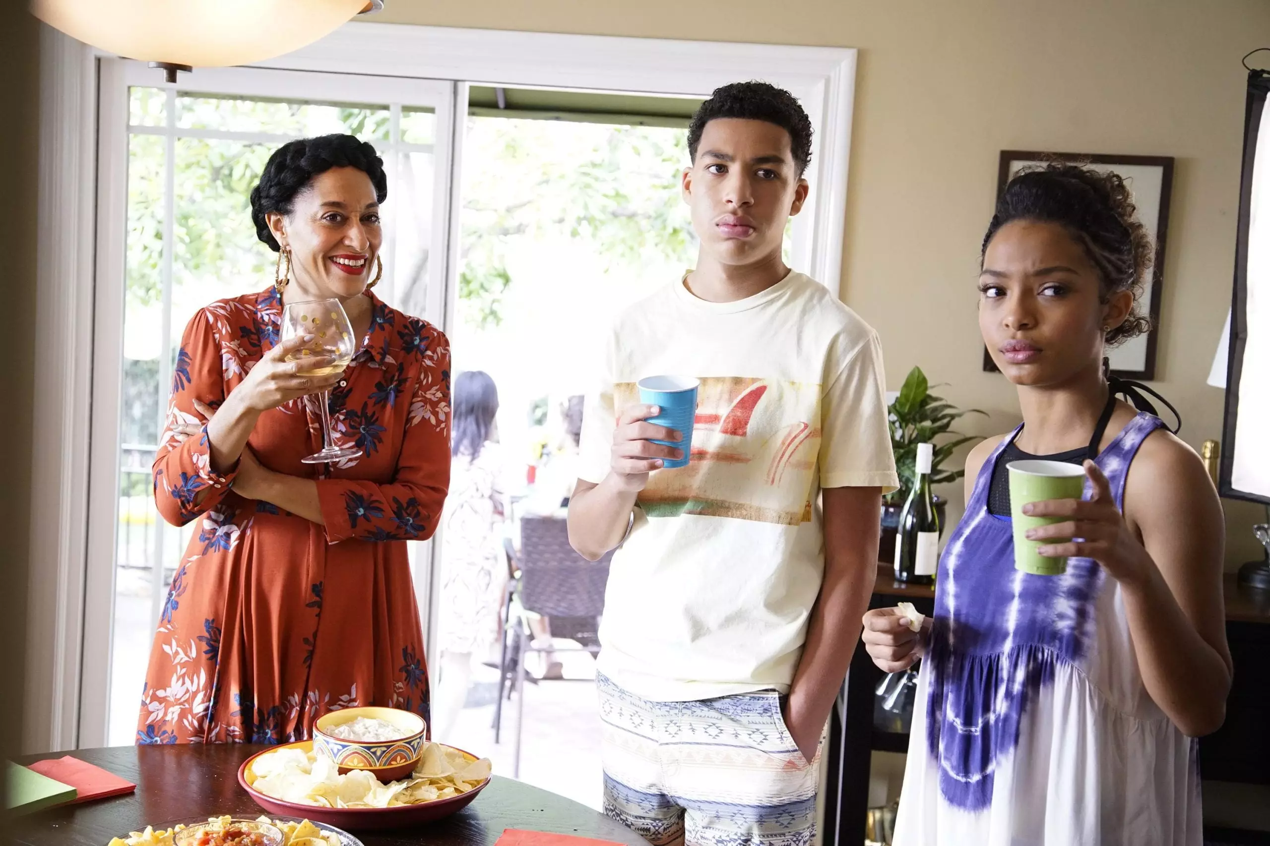 'Black-ish'는 계절을 통해 상을받을 가치가있는 머리카락을 가졌습니다. 1785_7