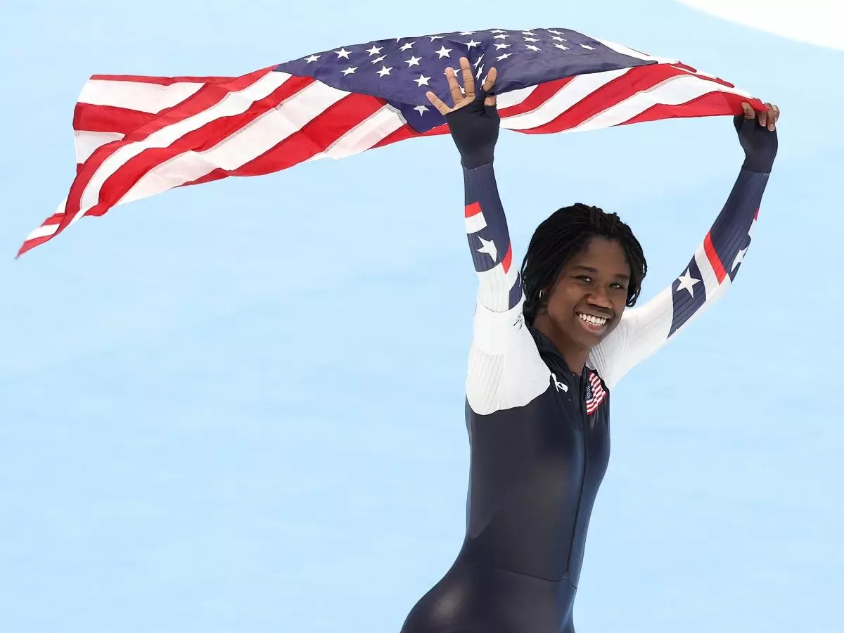 Erin Jackson schreibt Geschichte als erste schwarze Frau, die eine olympische Medaille im Eisschnelllauf gewinnt