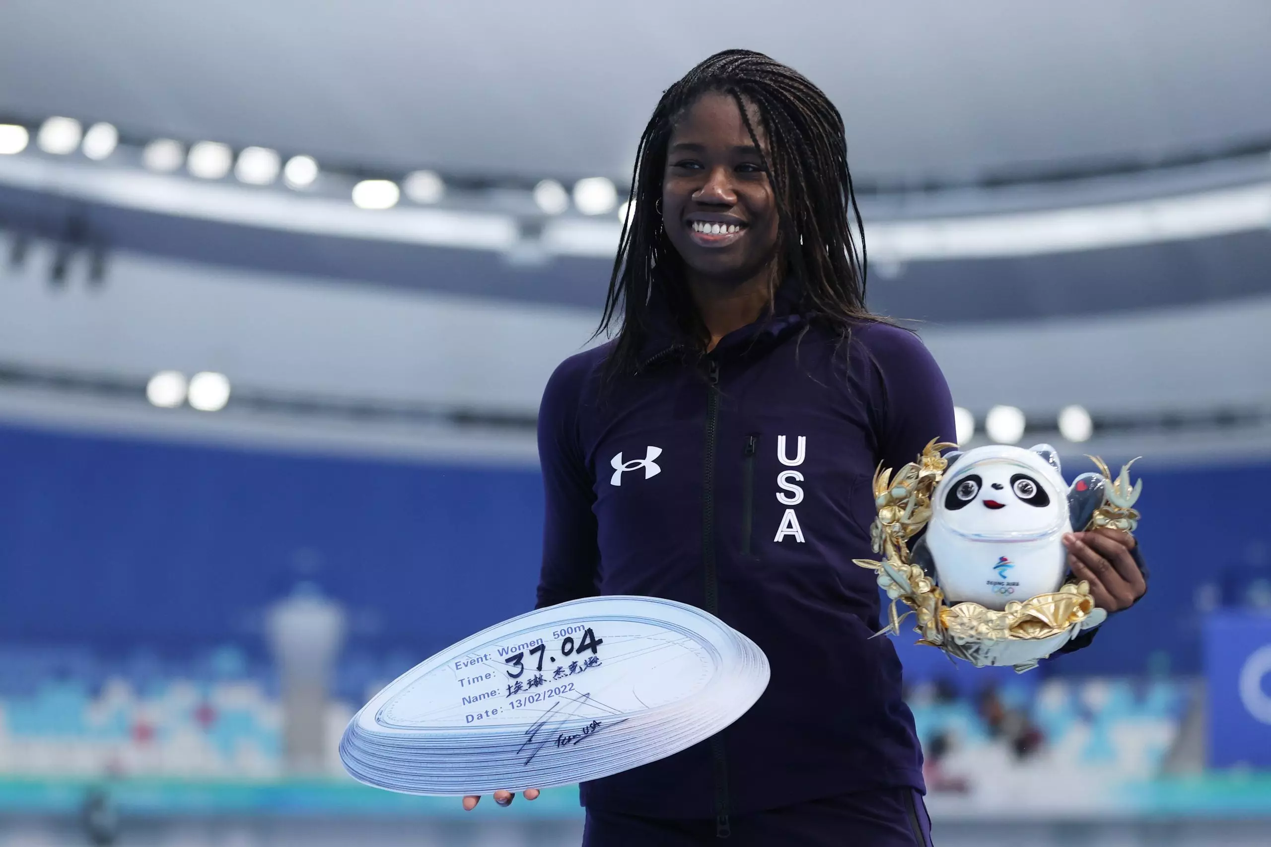 Erin Jackson entre dans l'histoire en devenant la première femme noire à remporter une médaille olympique en patinage de vitesse