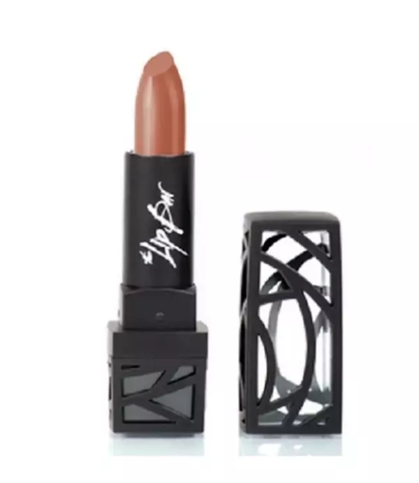 7 Lipsticks Tazî Ku Di Roja Neteweyî ya Lipstick de Biceribînin 18727_5