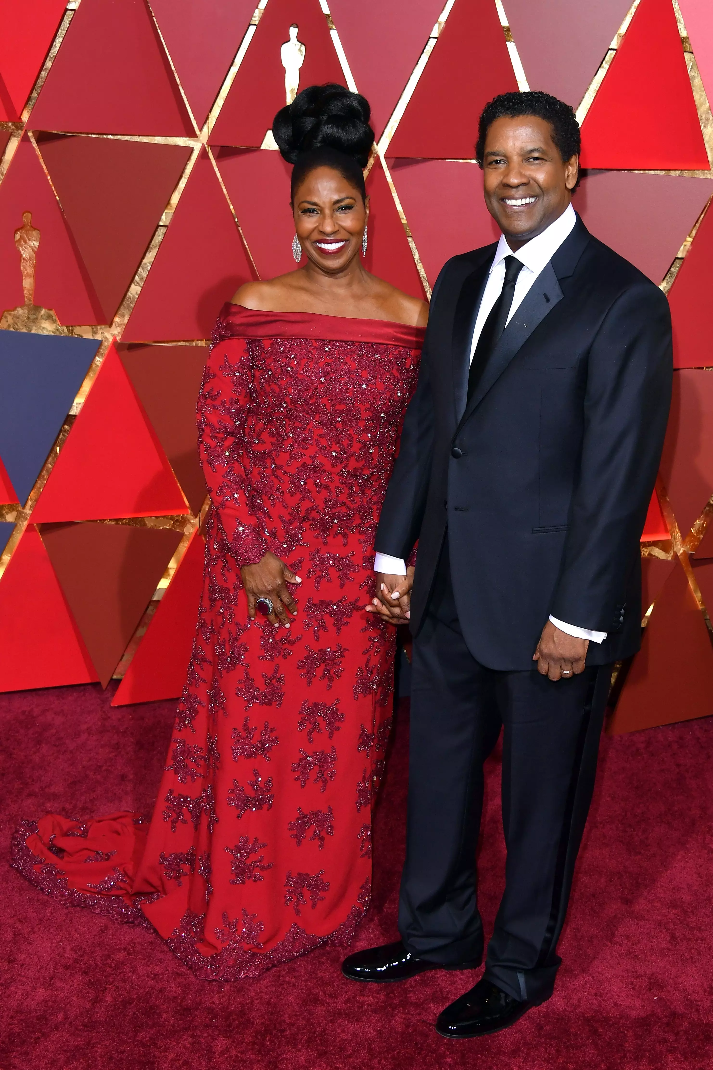 Denzel Washington และภรรยา Pauletta Washington ถ่ายรูปในตอนนั้นและตอนนี้ 19081_21