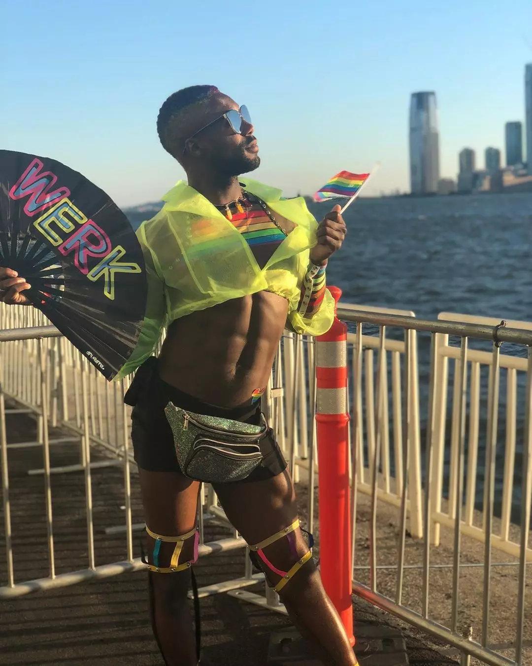 Apskatiet NYC Pride 2019 labākos izskatus 19909_13