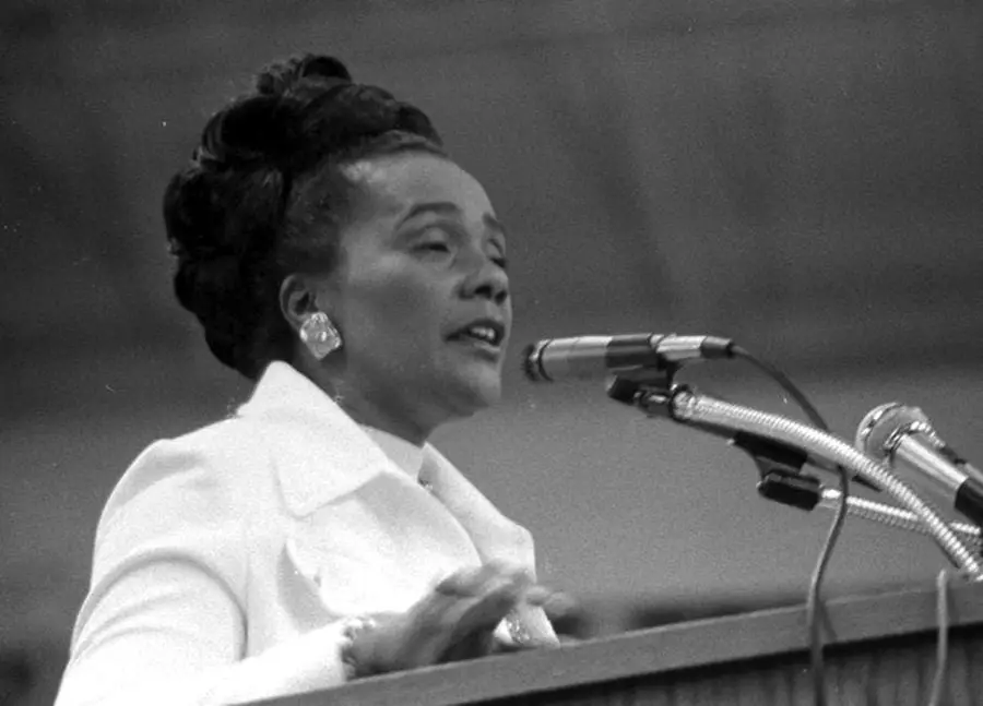 Emlékezés Coretta Scott Kingre: A szerző, aktivista és polgárjogi vezető hatása 20527_8