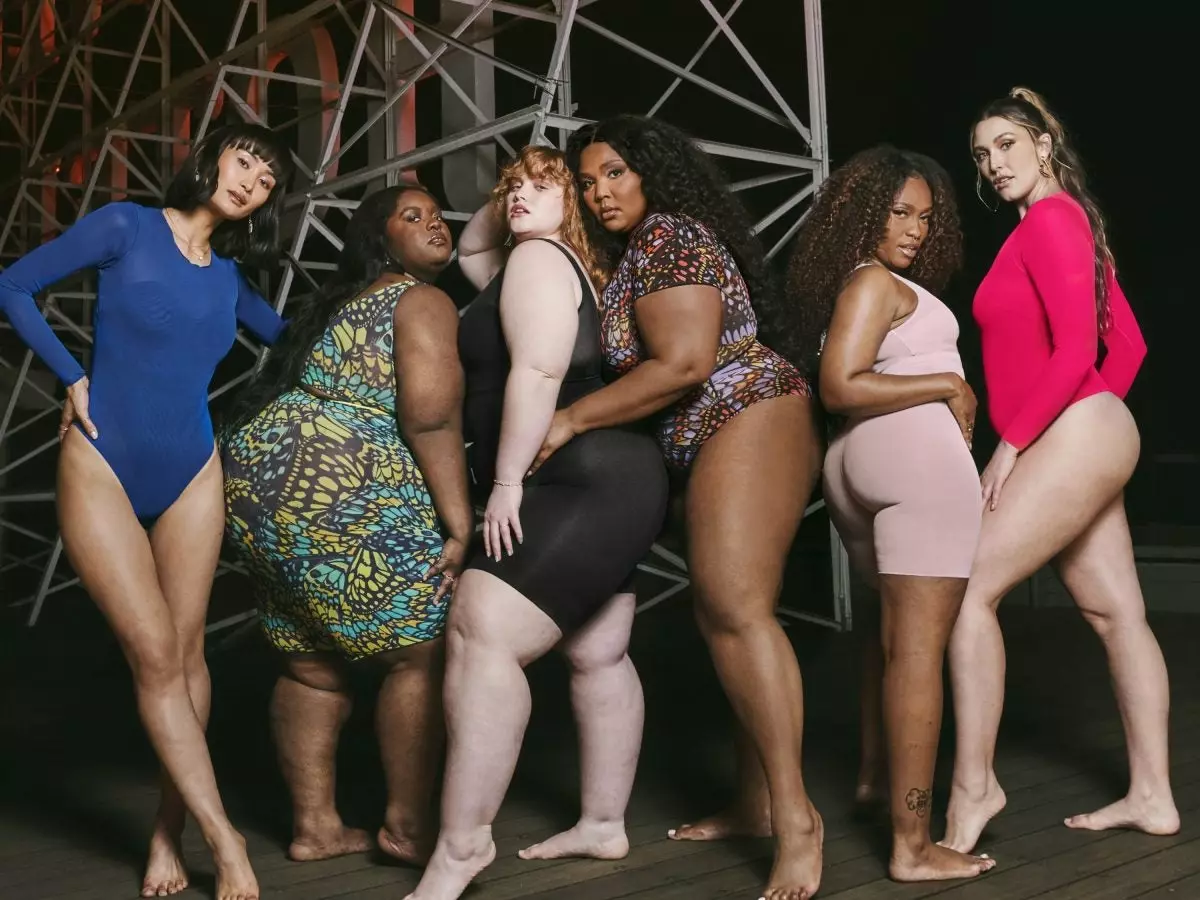 Lizzo Luncurkan Merek Shapewear, Yitty