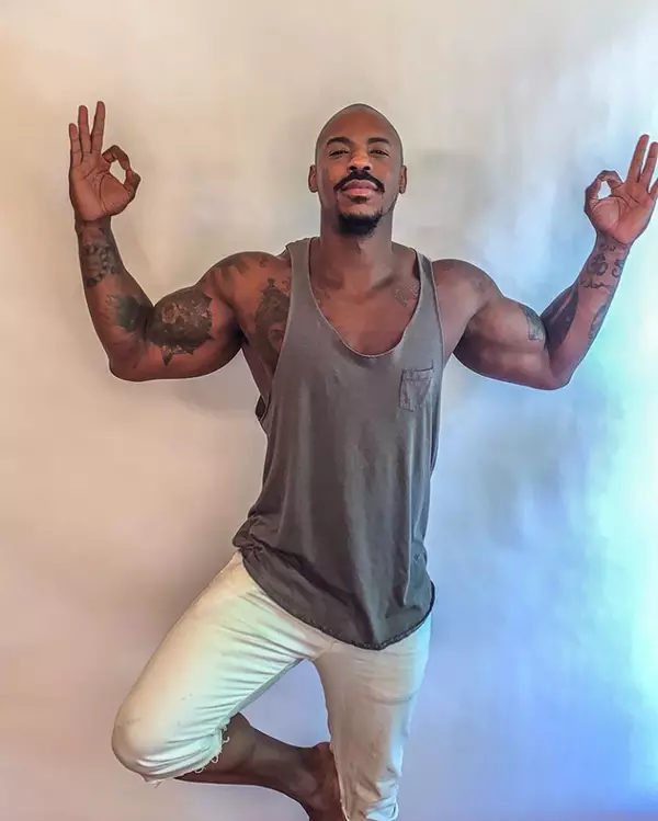 13 Foto Seksi Bintang 'A Fall From Grace' Mehcad Brooks Yang Kami Taksub 21085_2