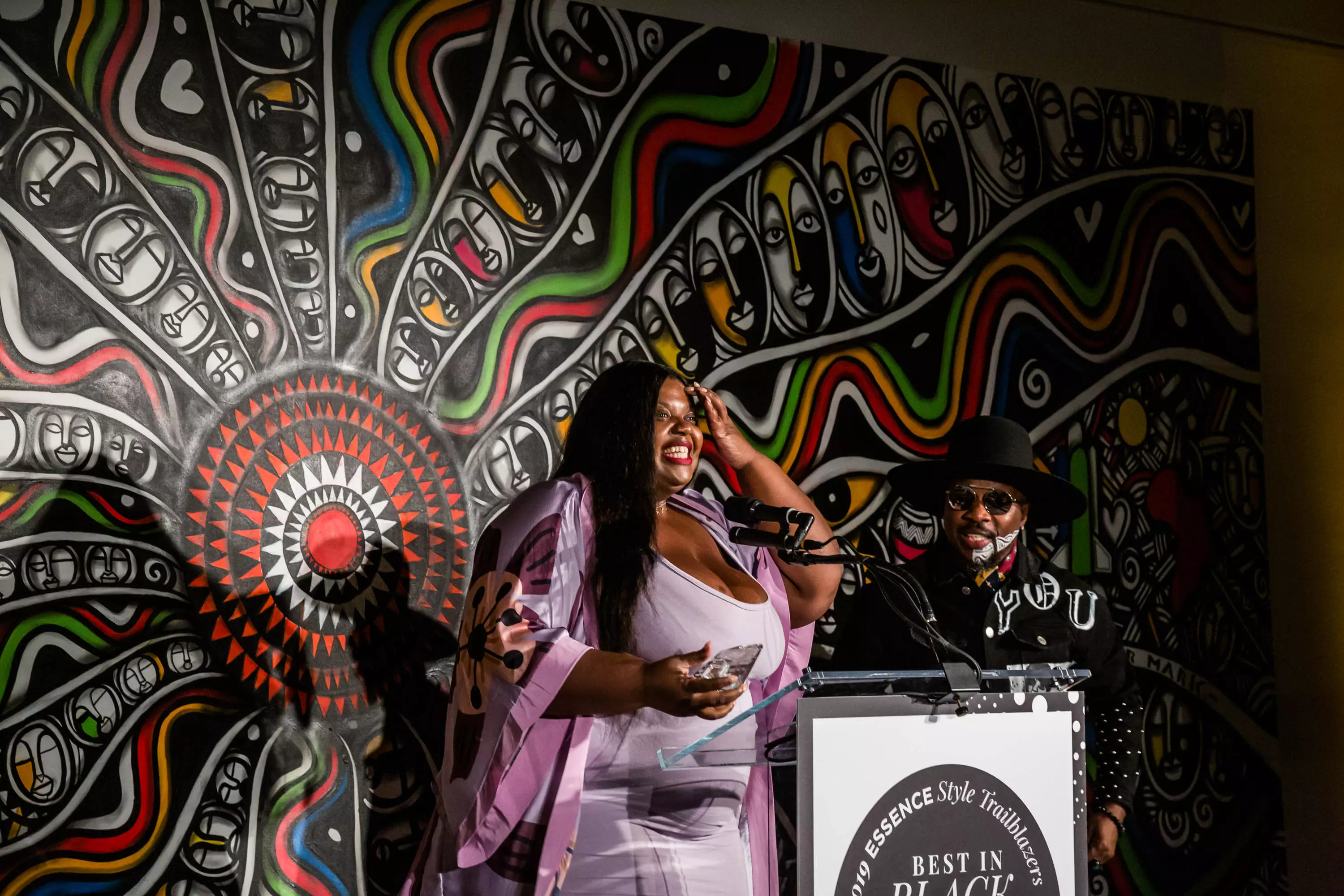 Zerina Akers, Billy Porter, Fe Noel, Pat Cleveland e mais ganham muito no ESSENCE Best In Black Fashion Awards 21479_4