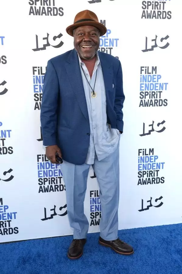 La Independent Spirit Awards de 2022: Nigraj Steloj Brilas Sur La Ruĝa Tapiŝo 23024_13