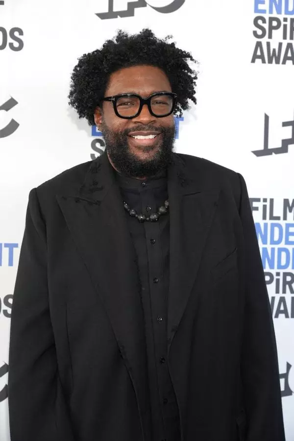 La Independent Spirit Awards de 2022: Nigraj Steloj Brilas Sur La Ruĝa Tapiŝo 23024_3