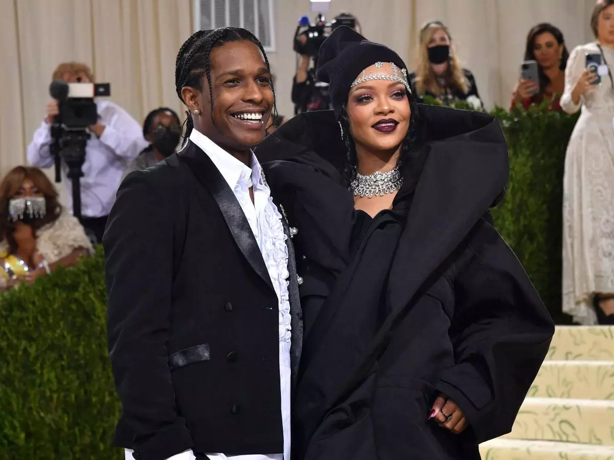 Rihanna á von á sínu fyrsta barni með A$AP Rocky