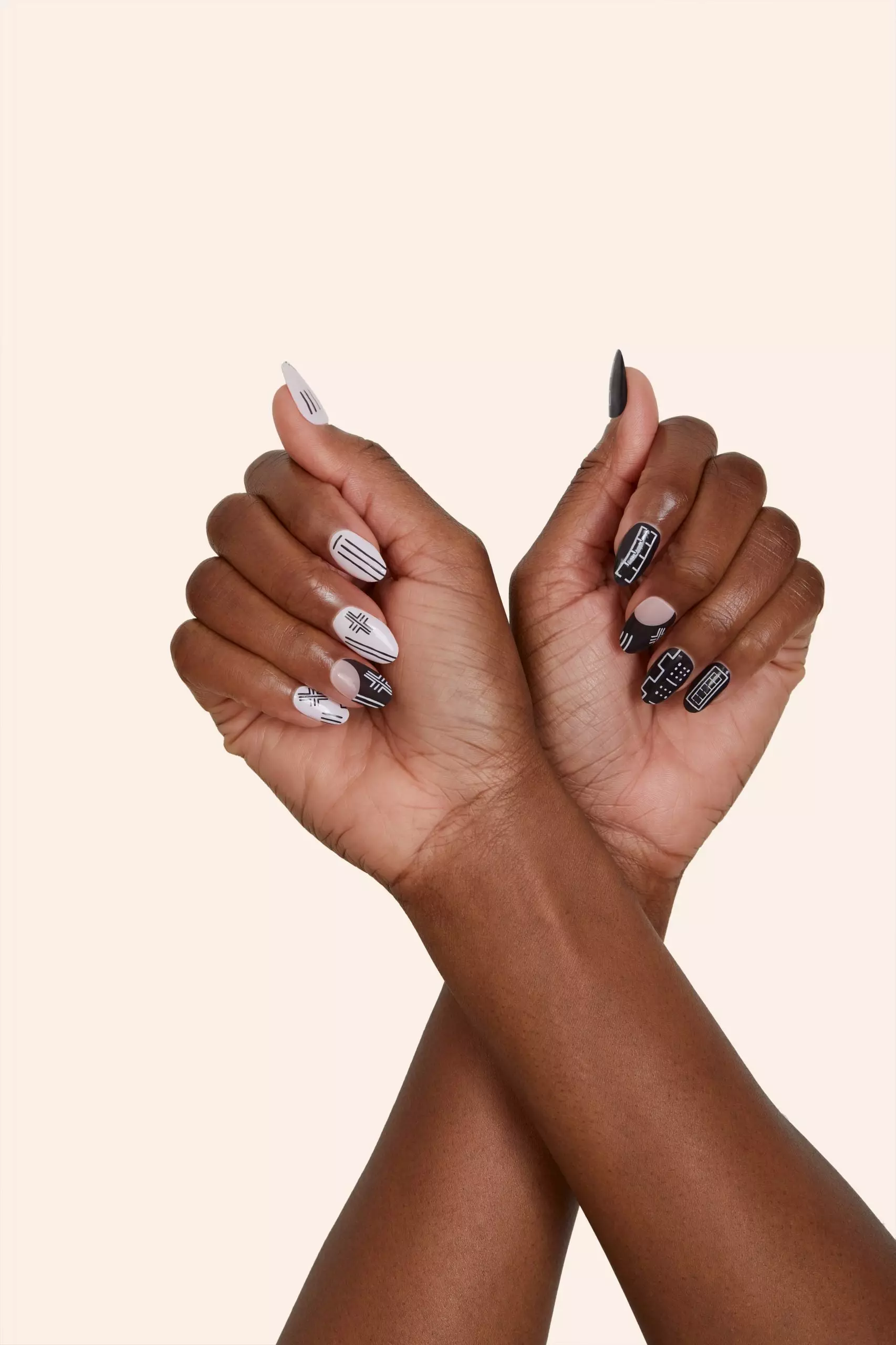 ManiMe setzt sech zesumme mat schwaarze Manicuristen fir de Black History Month