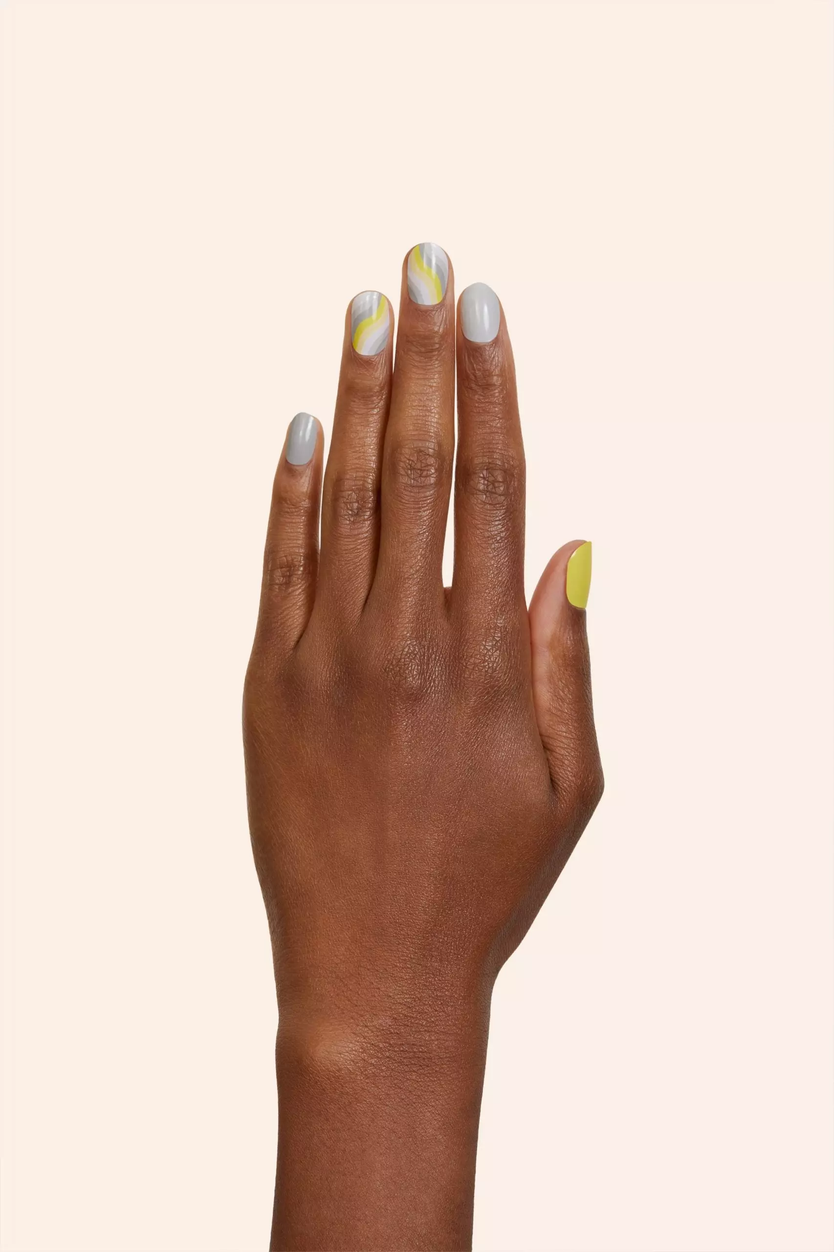 ManiMe setzt sech zesumme mat schwaarze Manicuristen fir de Black History Month