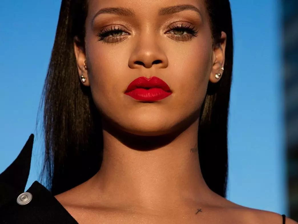 Renee Kujur Người mẫu ở Ấn Độ ủng hộ Rihanna