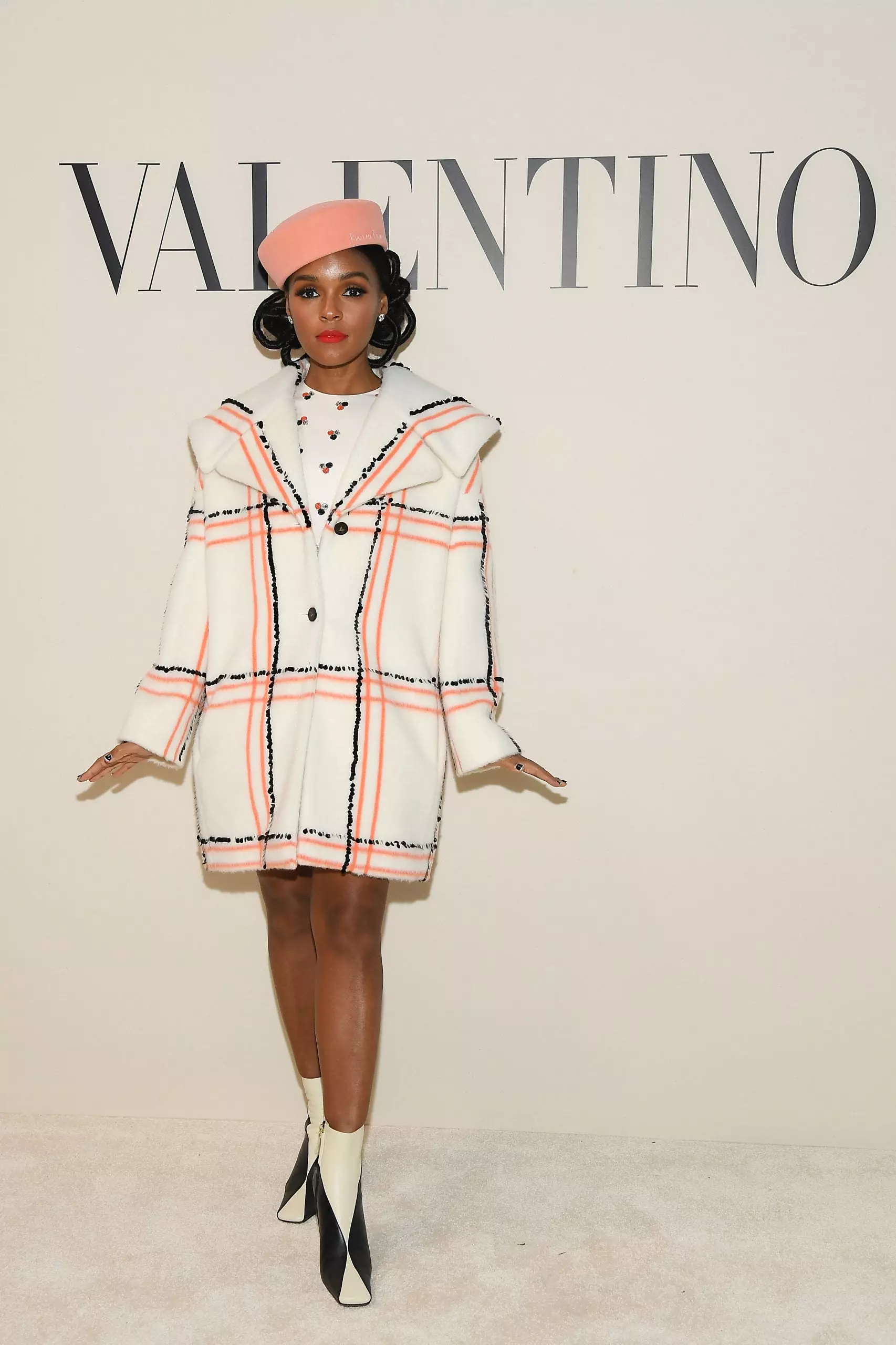 Stilul lui Janelle Monáe la Săptămâna Modei de la Paris 24727_5