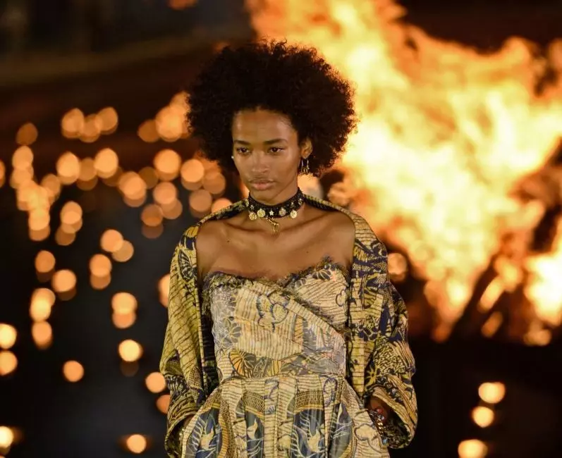 Afros, Cornrows og andre naturlige stilarter var i spidsen for Dior's Cruise 2020 Runway Show 24988_3