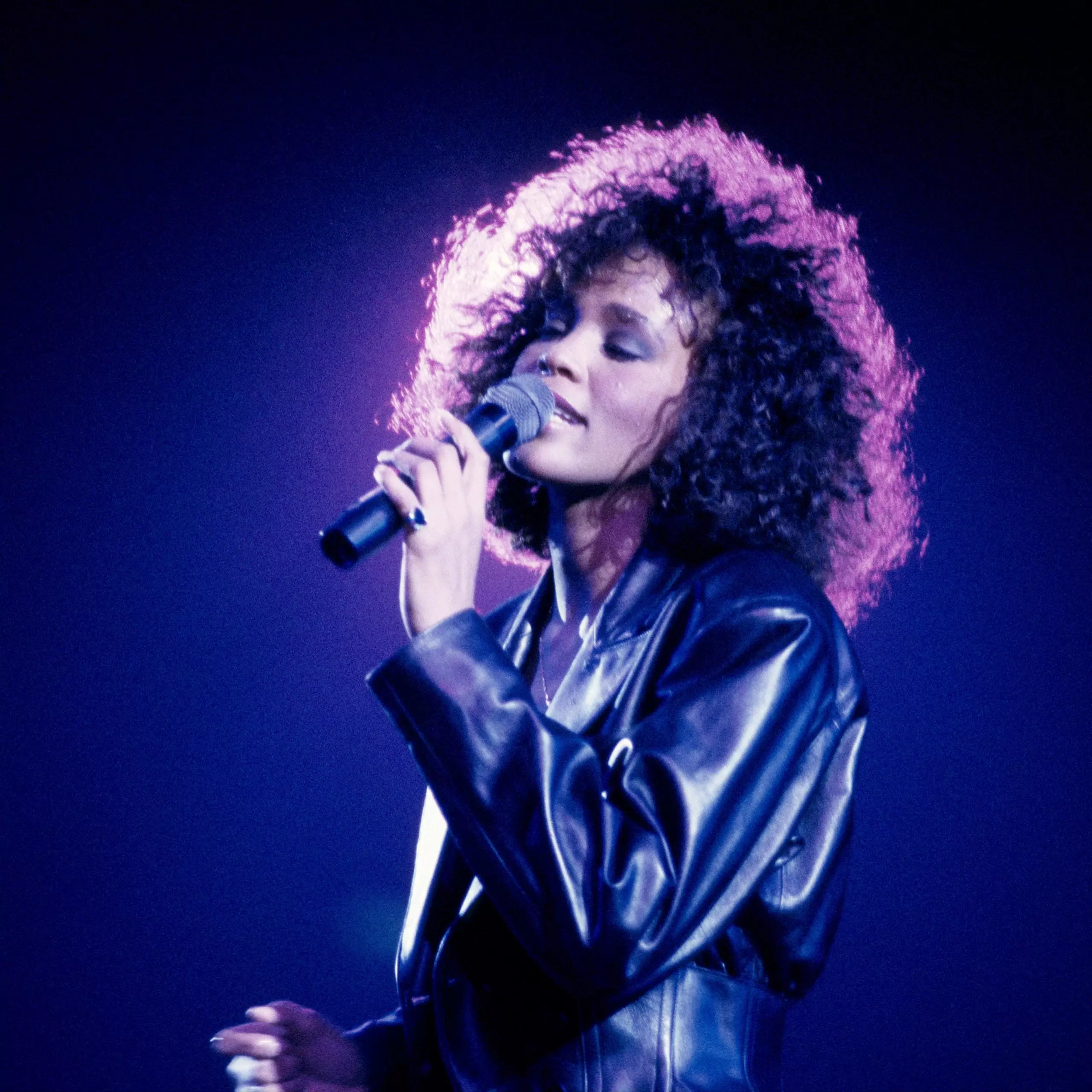 Buon compleanno celeste: ricordare Whitney Houston nel suo posto felice: il palcoscenico 26069_7