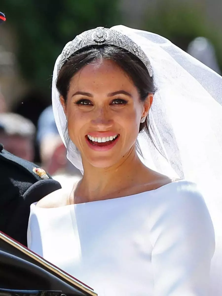 Meghan Markle da sauran Baƙaƙen Shahararrun Amarya Don Ƙarfafa muku Wannan Lokacin Aure 26494_6