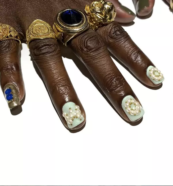 Duba Trinidad James' Lavish Nail Art da Ƙarin Shahararrun Maza tare da Dole-Duba Manicures 26559_7