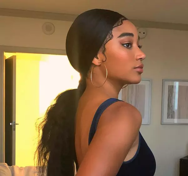 Amandla Stenberg 8 Dəfə Qara Queer Qadınları Gücləndirmək üçün Öz Platformasından İstifadə Edib 27670_6